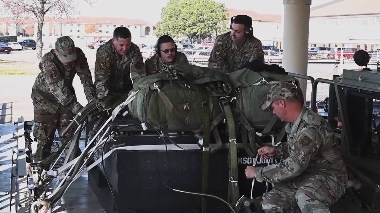 25th Aerial Port Squadron trains with highline dock from Ohio on Vimeo