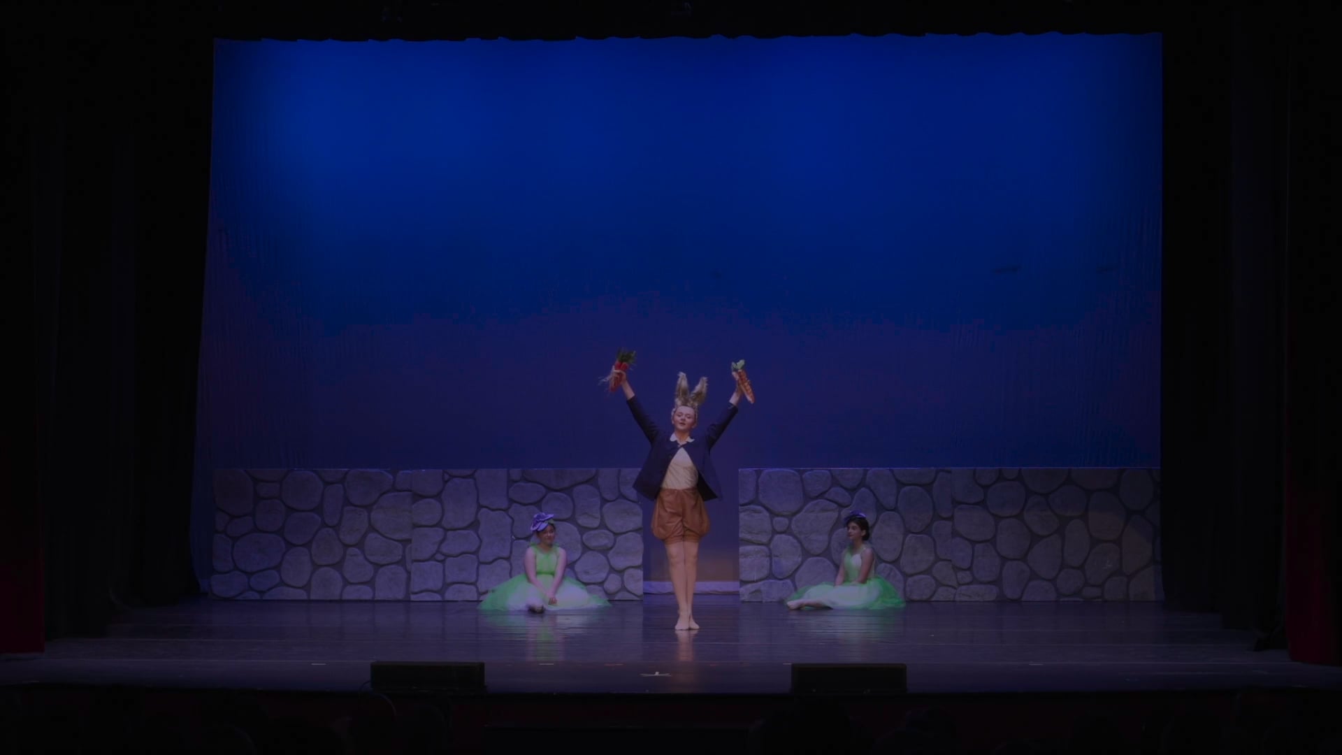 0 Peter the Rabbit on Vimeo