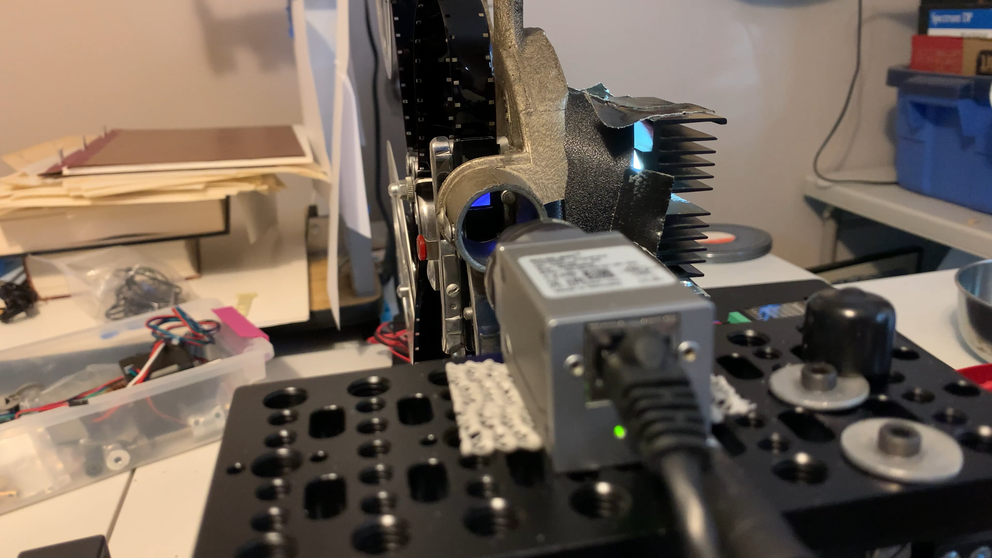 16mm frame-by-frame scanning on Vimeo