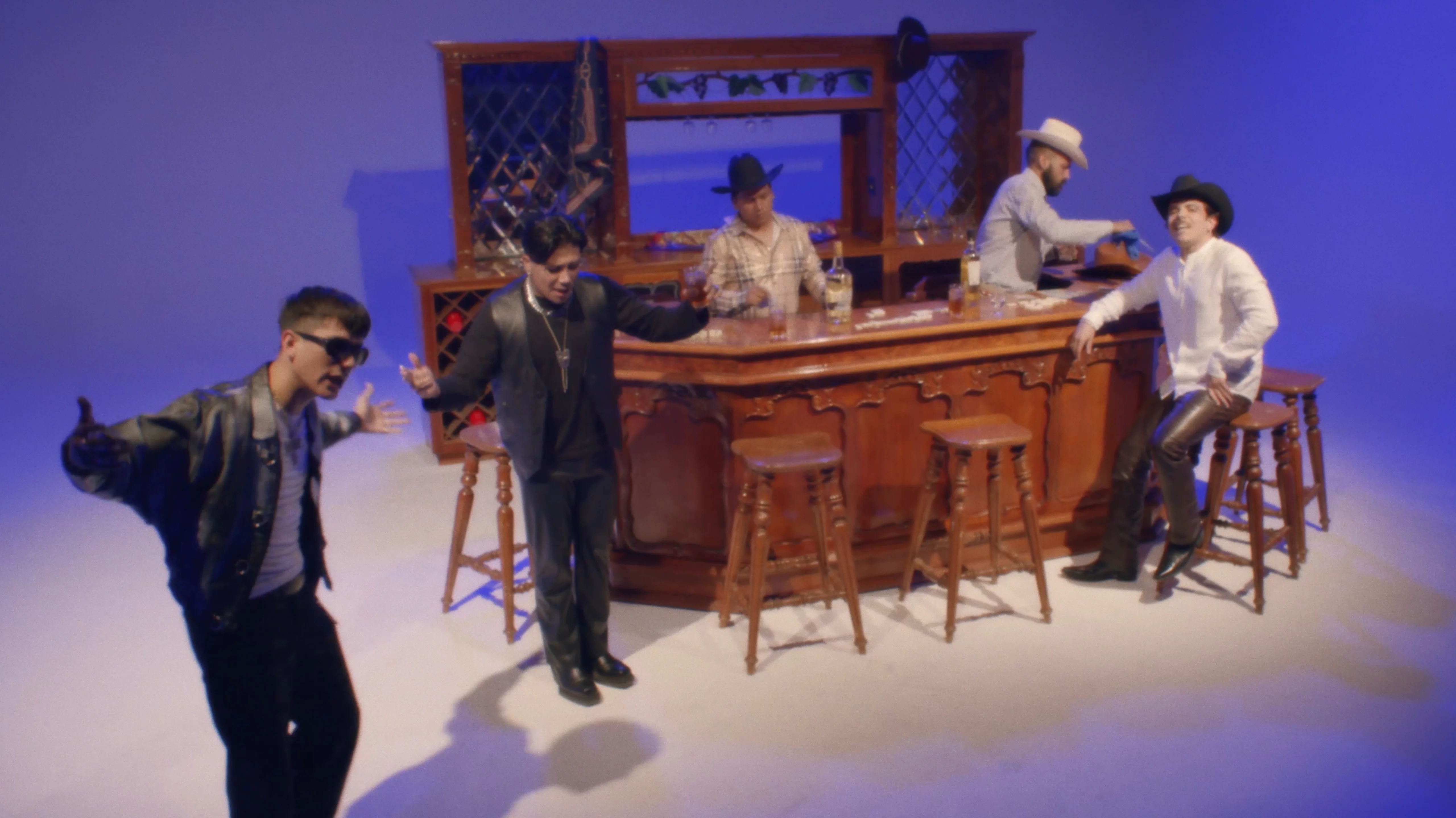 Los Muchachos, Go Golden Junk, Robot 95, Simpson Ahuevo, Virlán García ...