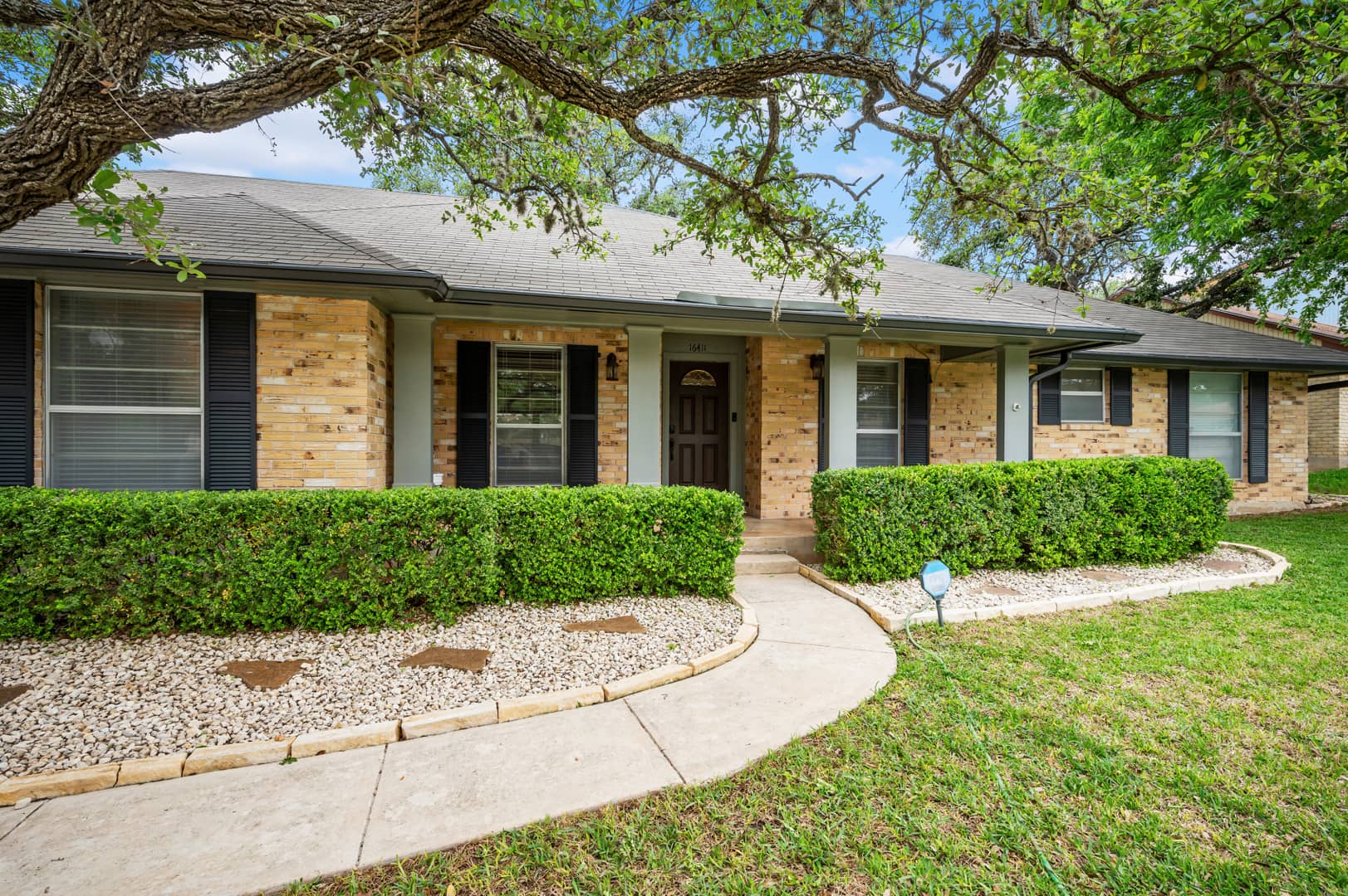 16411 Ledge Way St on Vimeo