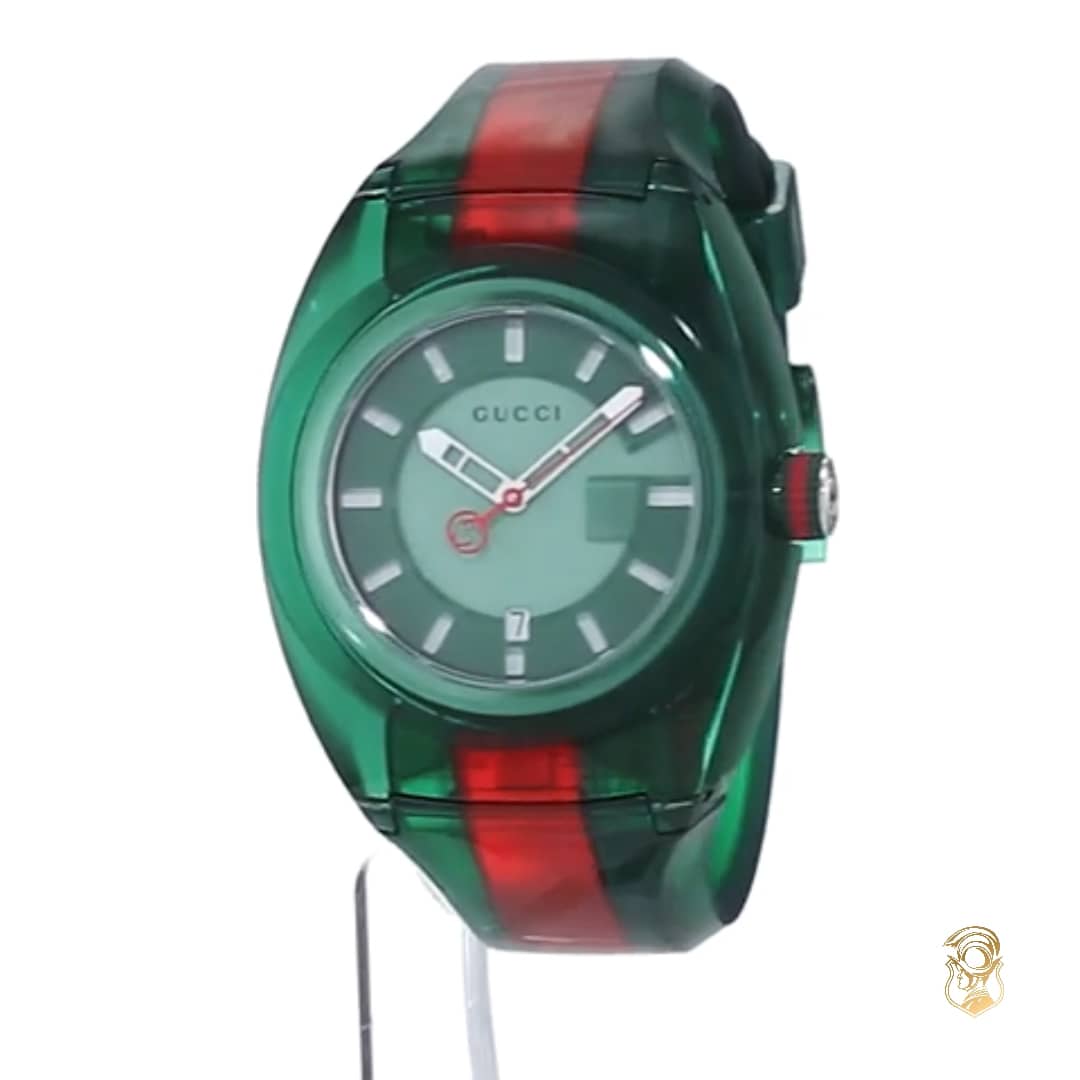 Gucci Sync YA137113 Watch 46mm on Vimeo