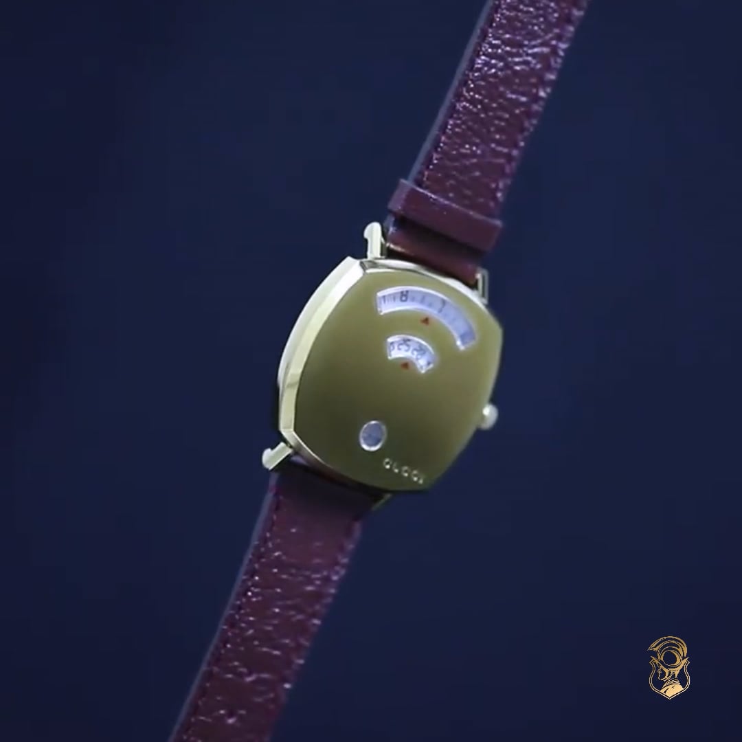 Gucci Grip YA157405 Watch 35mm on Vimeo