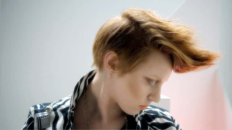 Elly Jackson Bulletproof