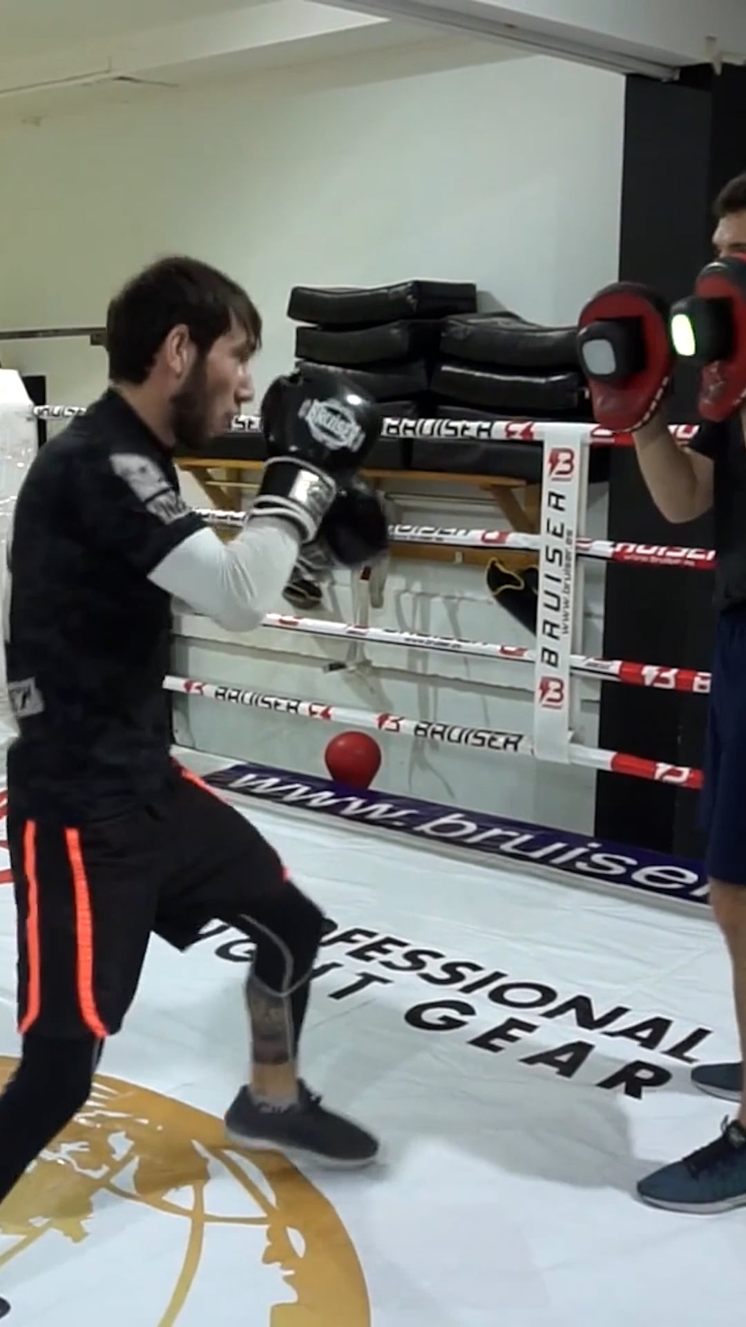 Website Mobile Boxing page on Vimeo