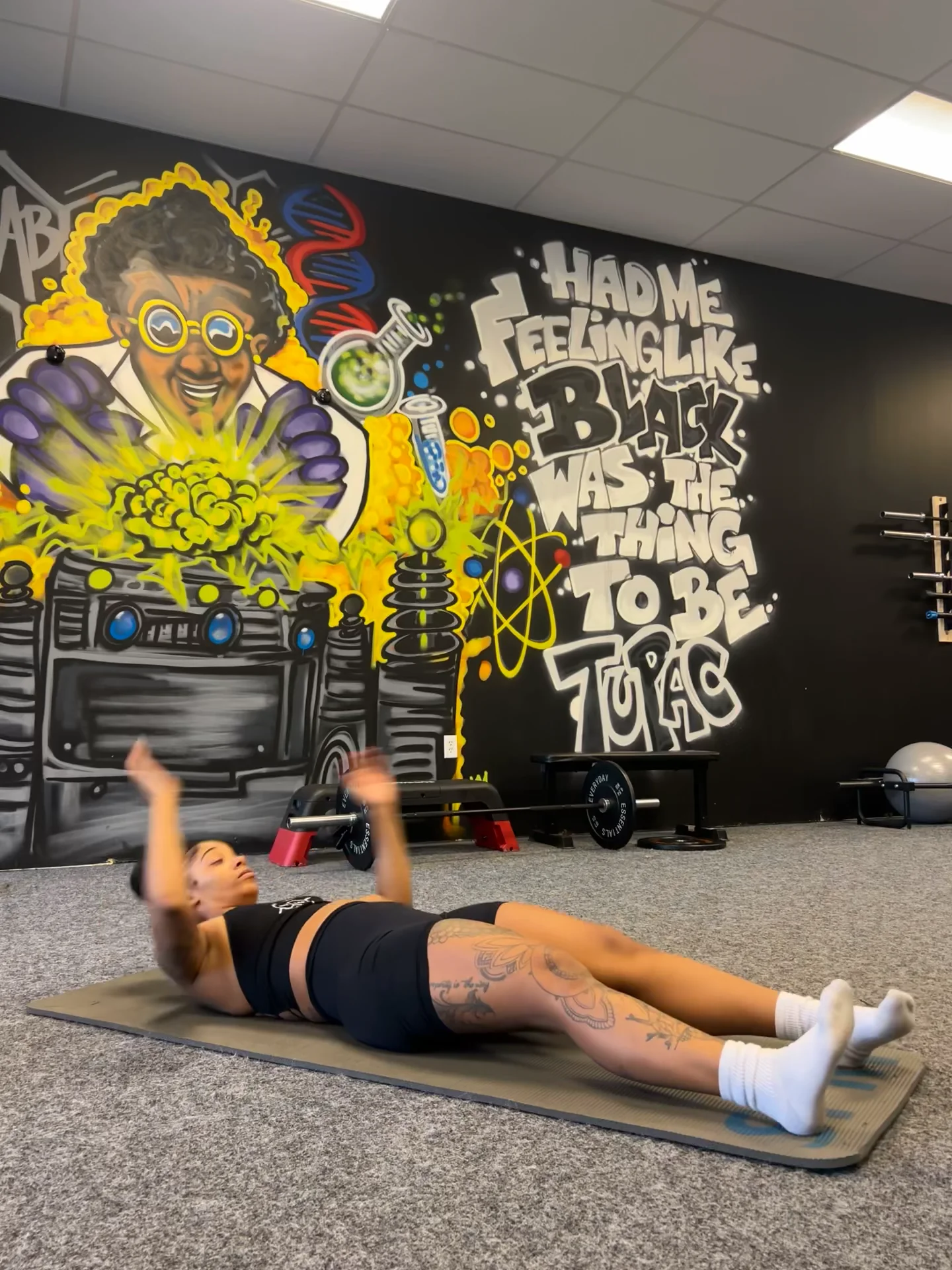 Cross Body Sit Up to Toe Touch on Vimeo