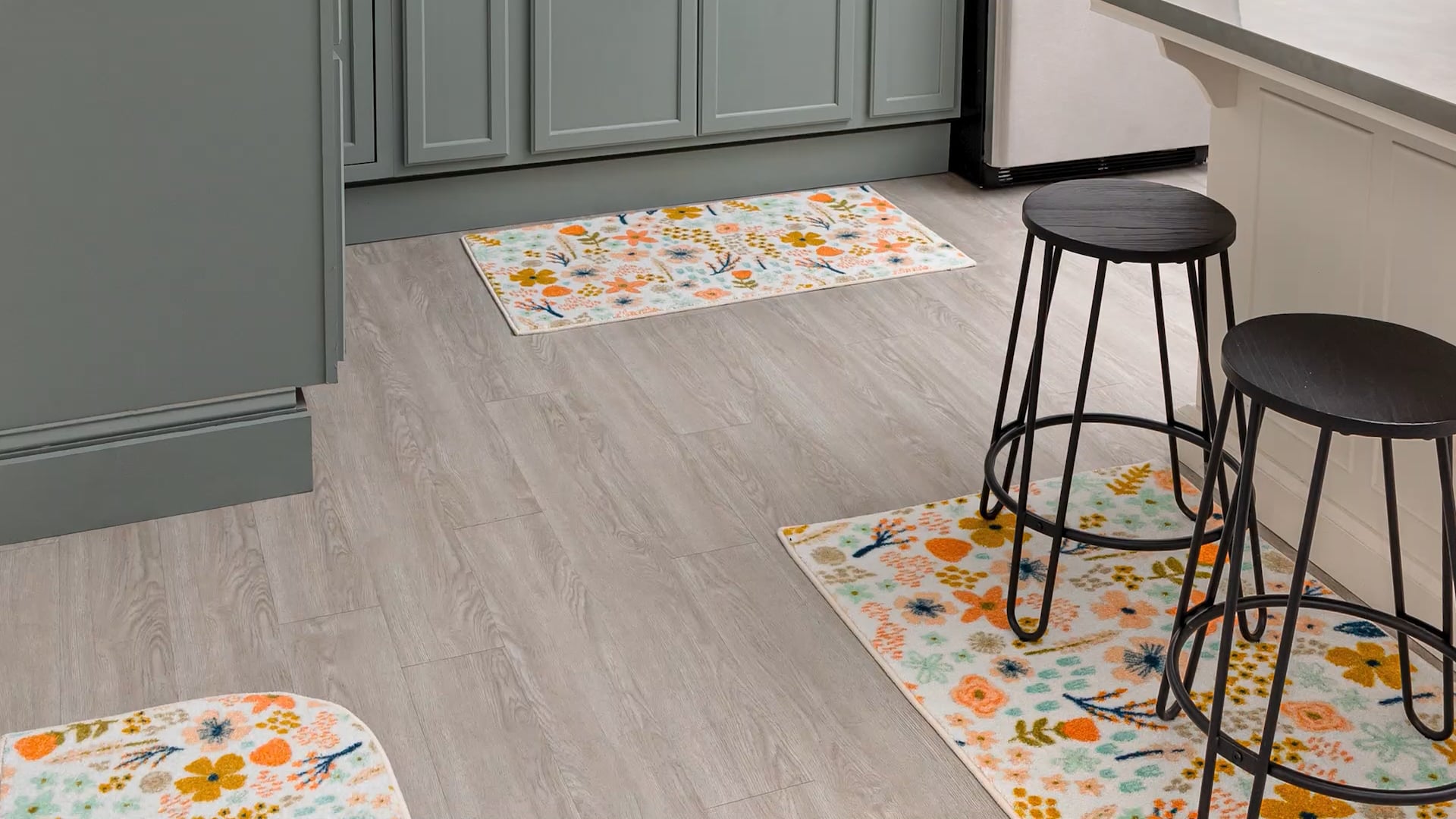 Mohawk Home Whimsy Floral Cream 1' 8" x 2' 6" Kitchen Mat ...