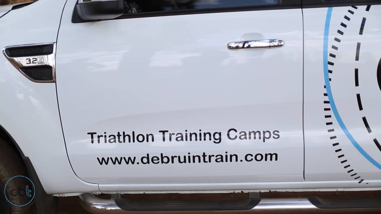 Traithlon Training Dubai : De Bruin Train on Vimeo