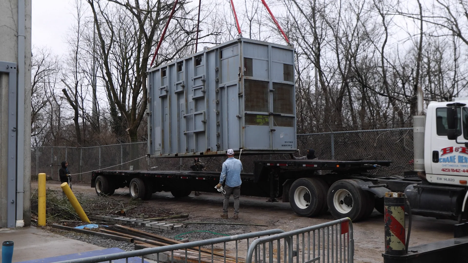Elephant Crate Training.mp4