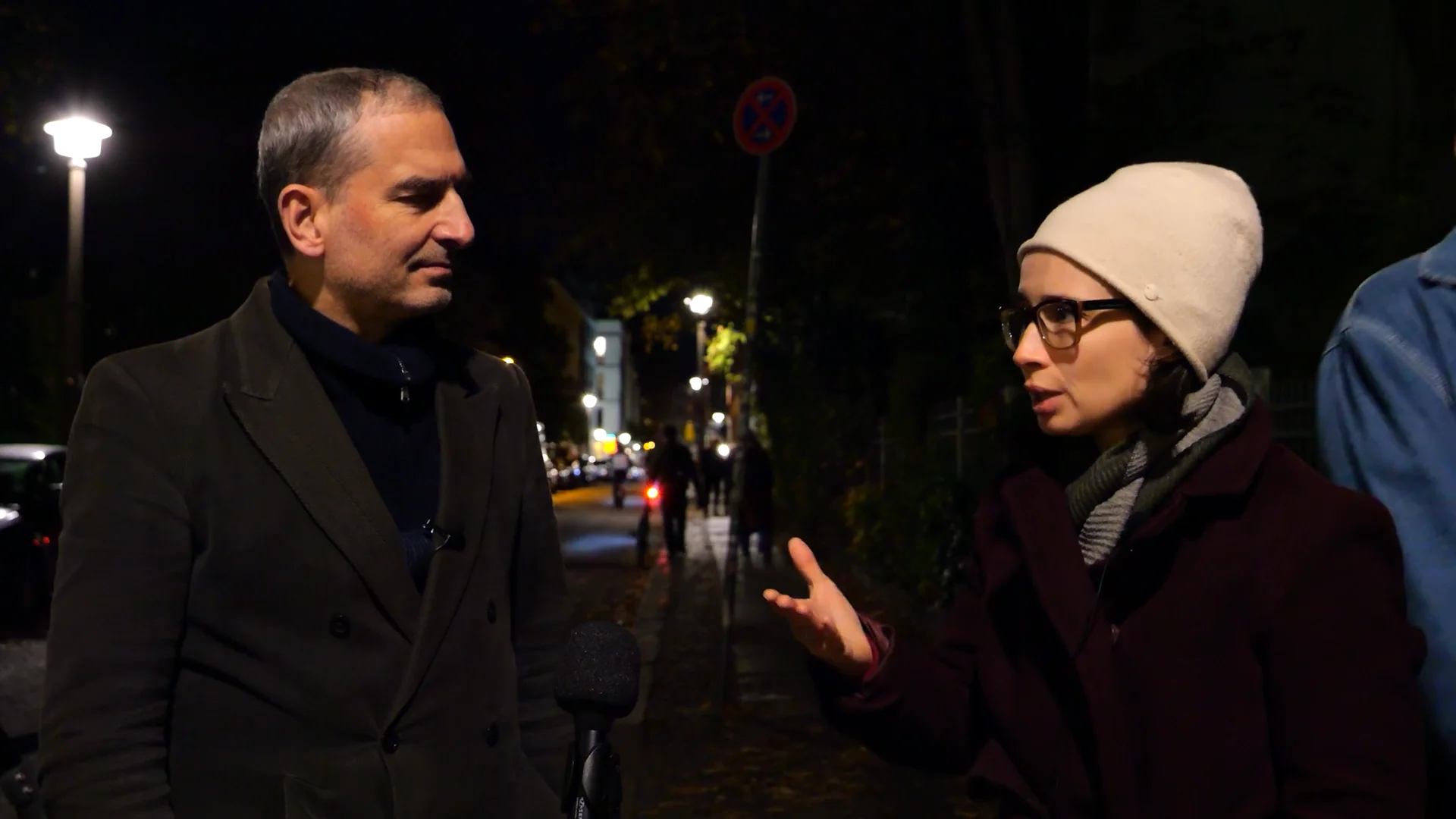 Alle Verbrechen an allen Menschen in allen Zeiten. Marina Frenk im ...