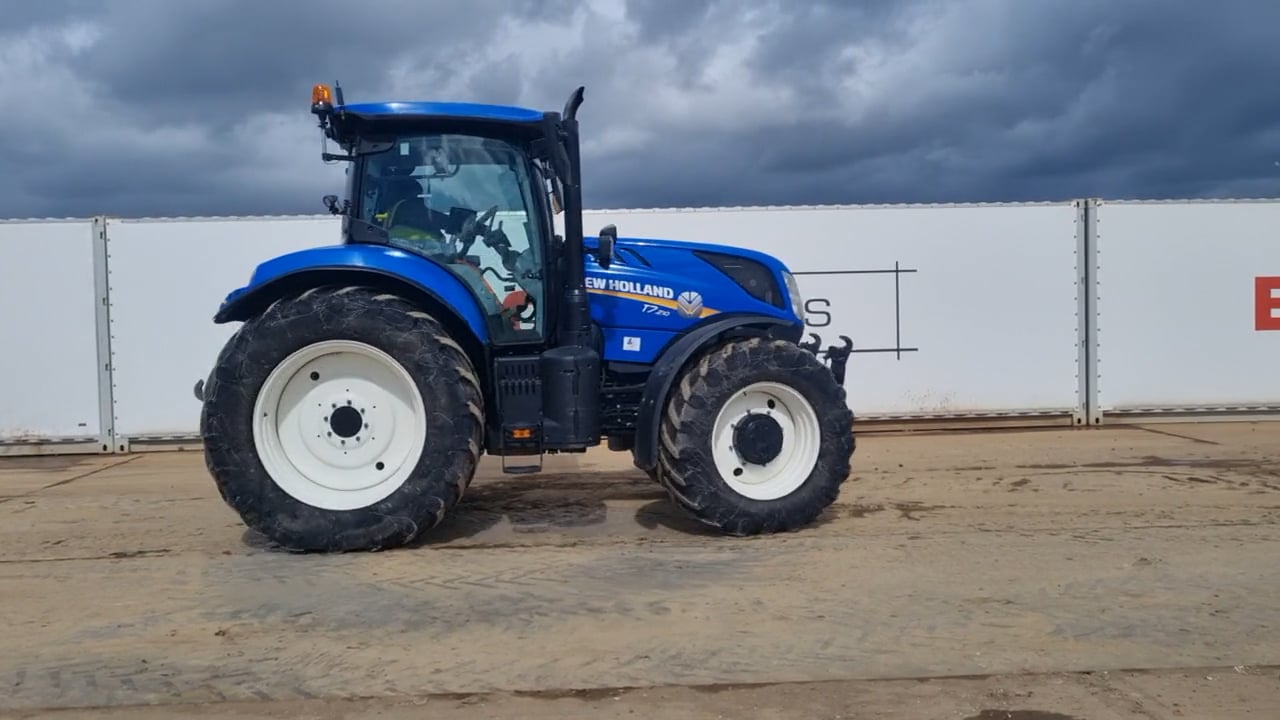 New Holland T7.210 - Leeds April 23 on Vimeo