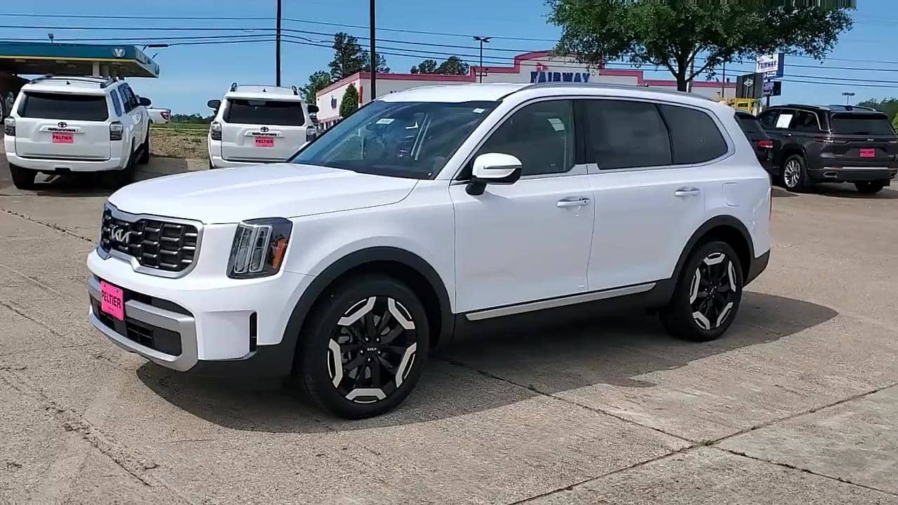 NEW 2023 KIA TELLURIDE S at Peltier KIA of Tyler (NEW) #T6380 on Vimeo