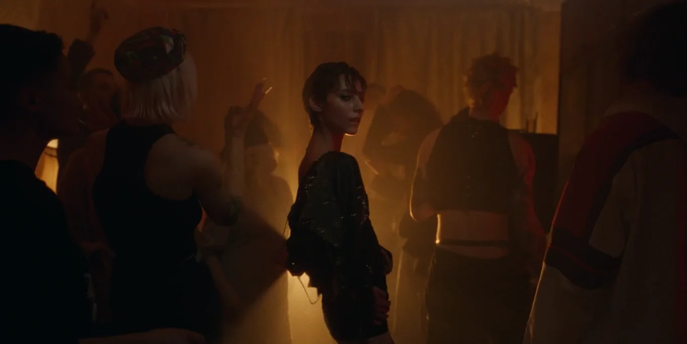 Kino Todo - Translator Feat. Sima Noon on Vimeo