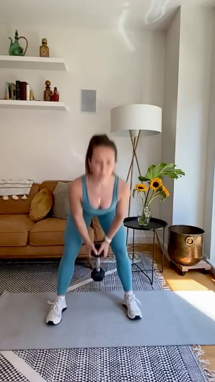 5208 - Dumbbell Pull Through on Vimeo