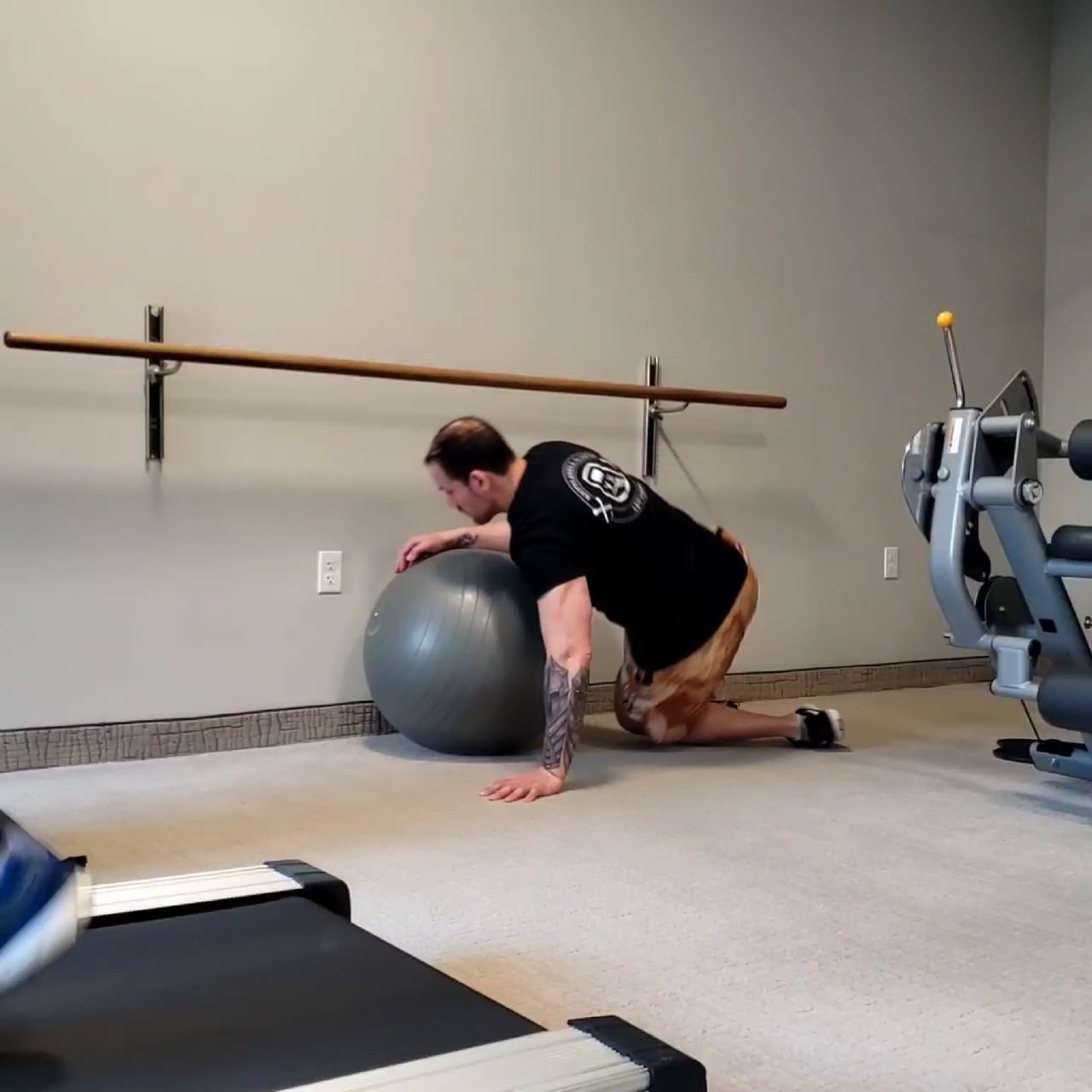 Hip Pain AB Ball Abduction on Vimeo