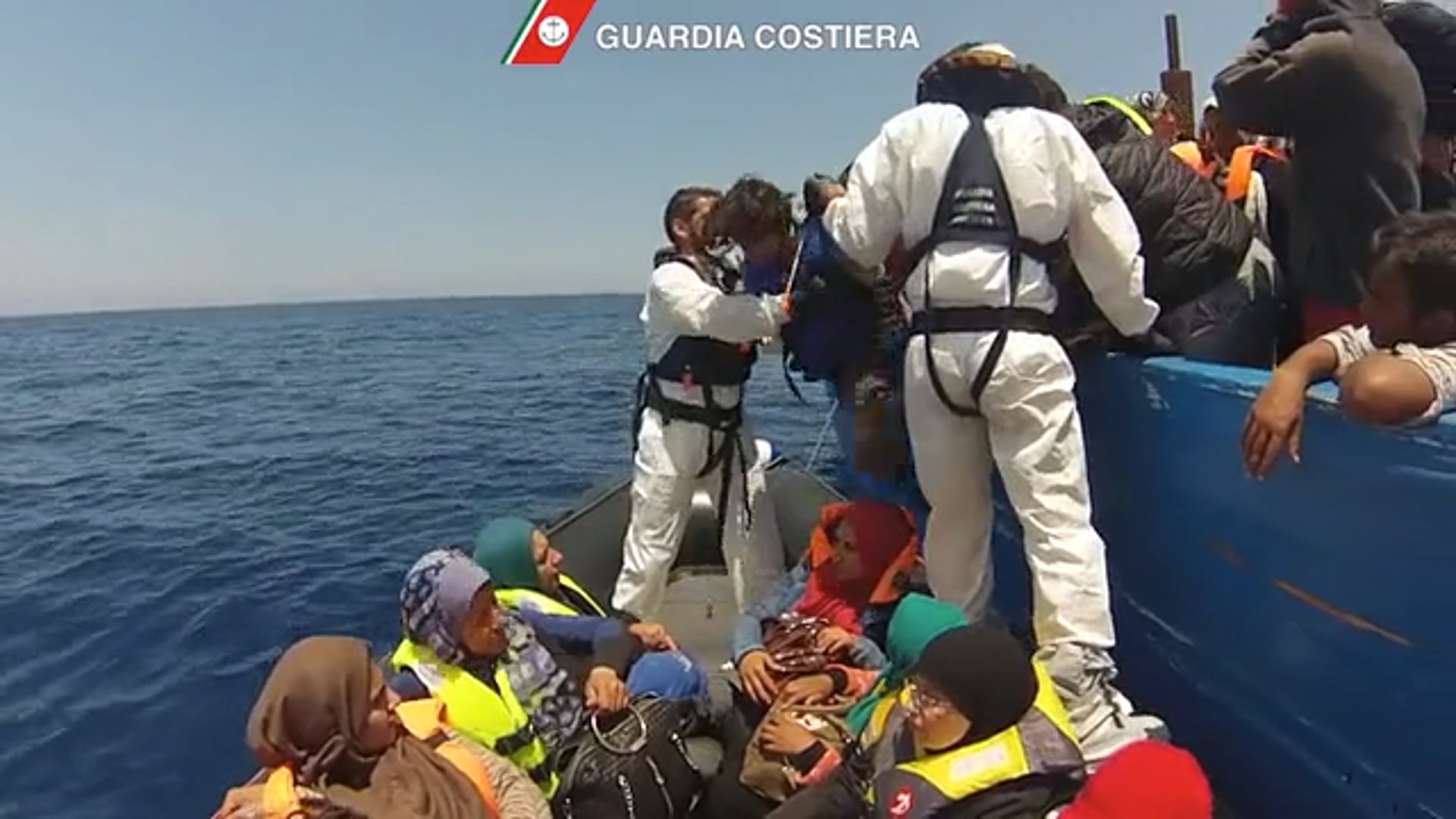 Sindaci Di Sinistra Contro La Riforma Delle Norme Sullimmigrazione
