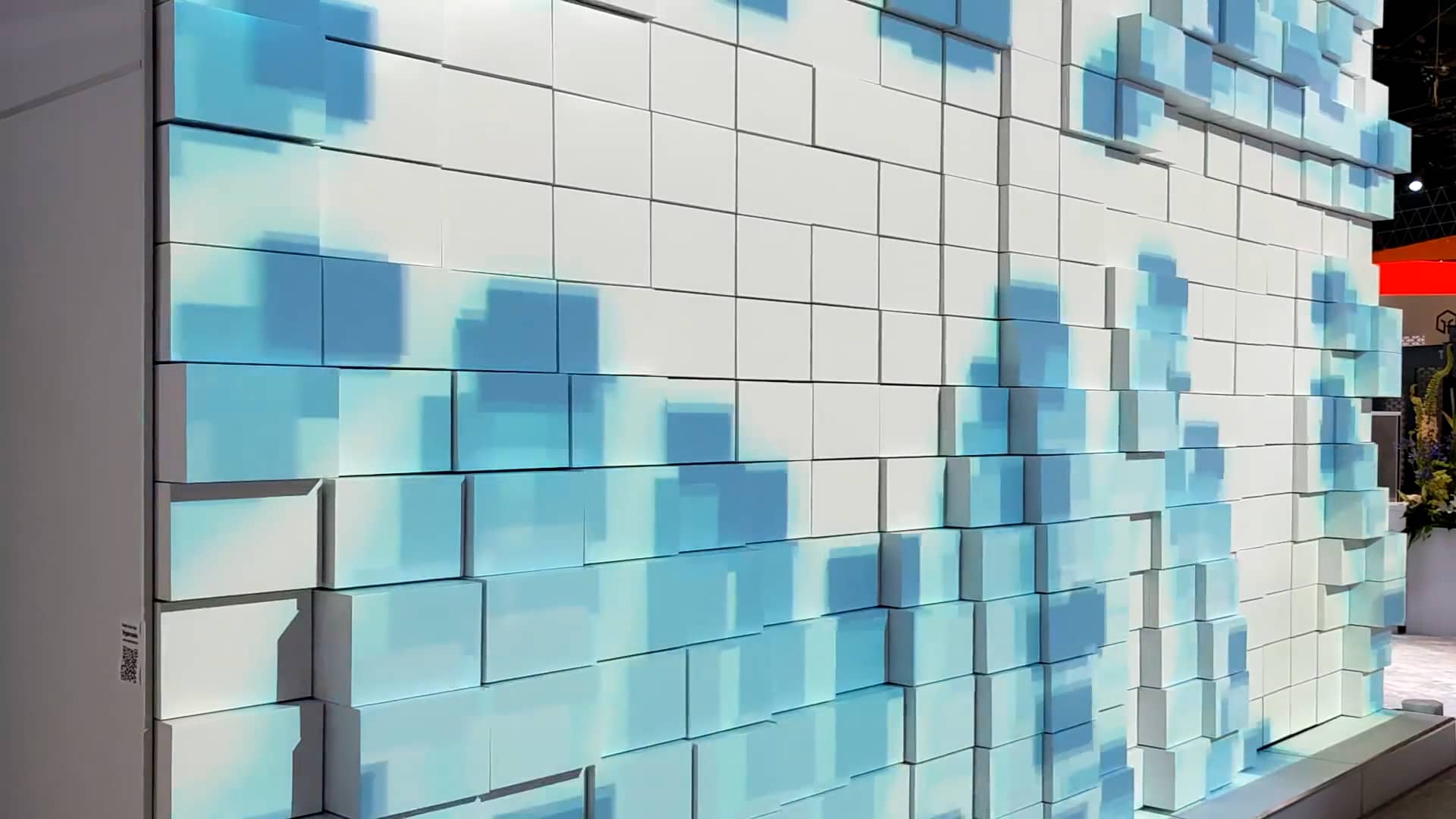 Kinetic Brick Wall by Bill Washabaugh on Vimeo