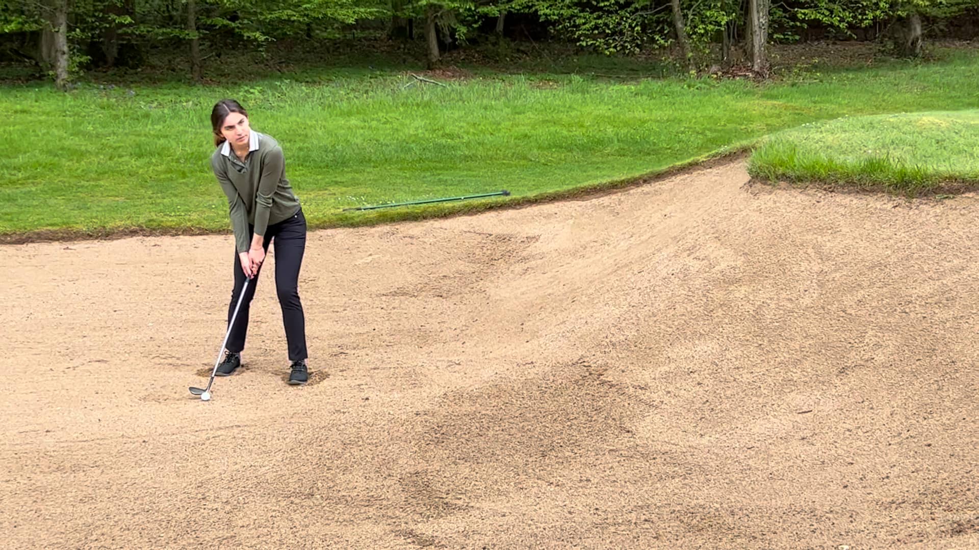 Lauren Thompstone- Bunker Shot on Vimeo