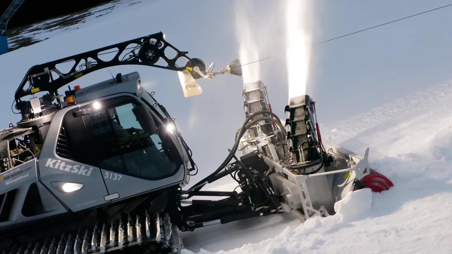 Kahlbacher Frässchleuder KFS 750/4600 SF auf Prinoth on Vimeo