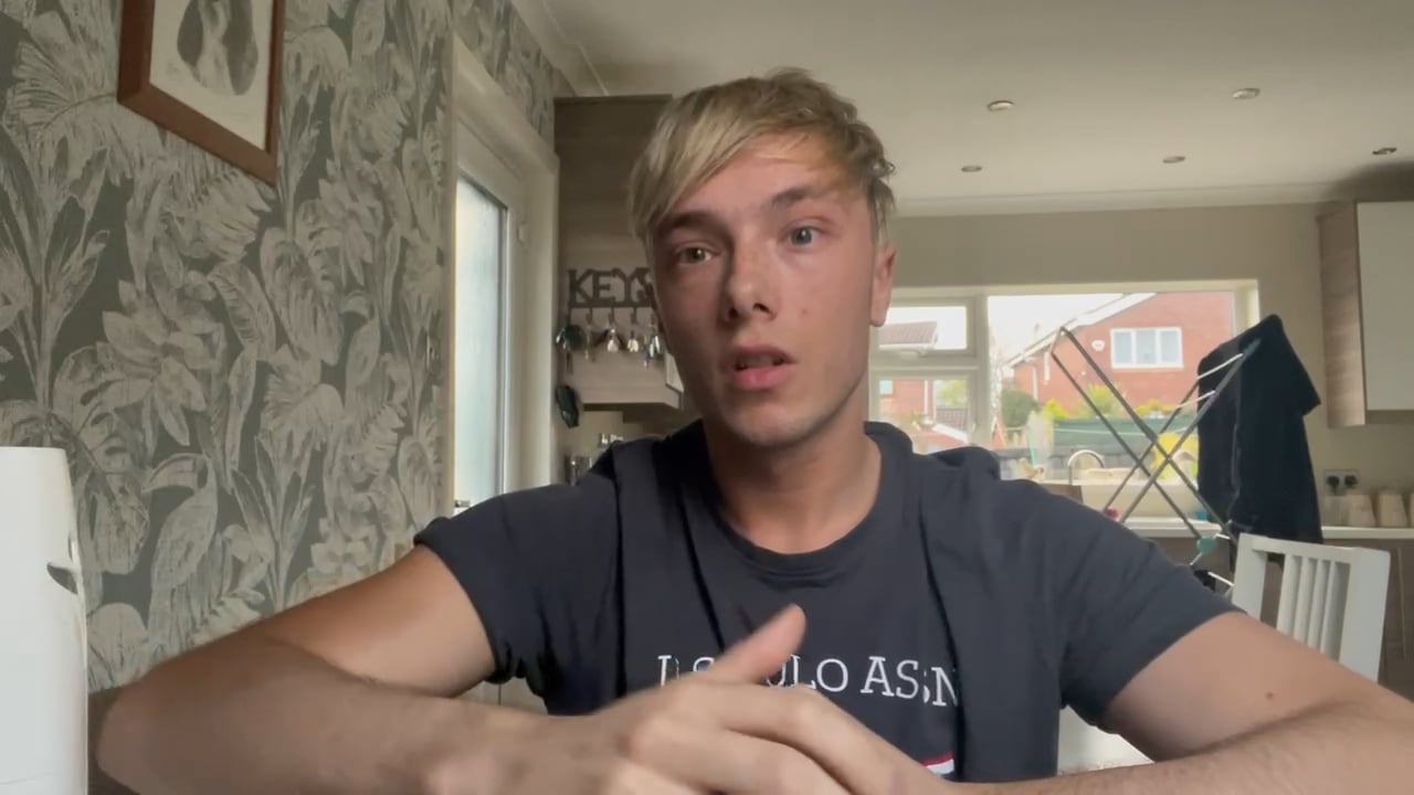 Liam H. tutor video introduction on Preply on Vimeo