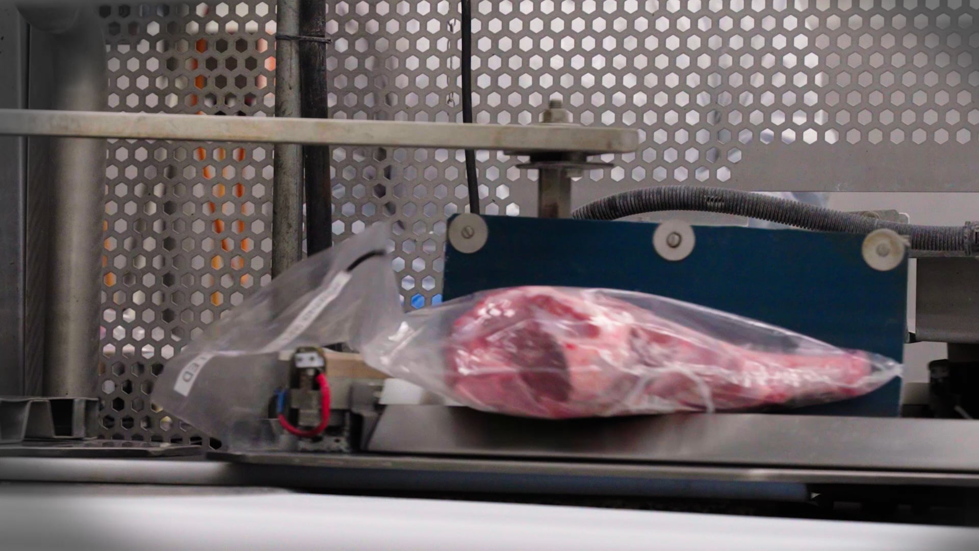 230427_VacuumPacker_LossOfVacuumPressure_English_NoSubs_Delivery on Vimeo