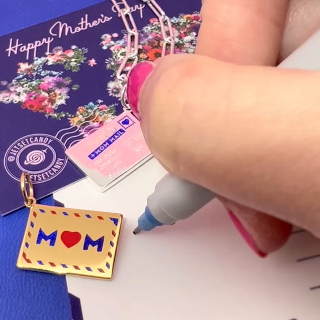 Mom Mail Charm on Vimeo