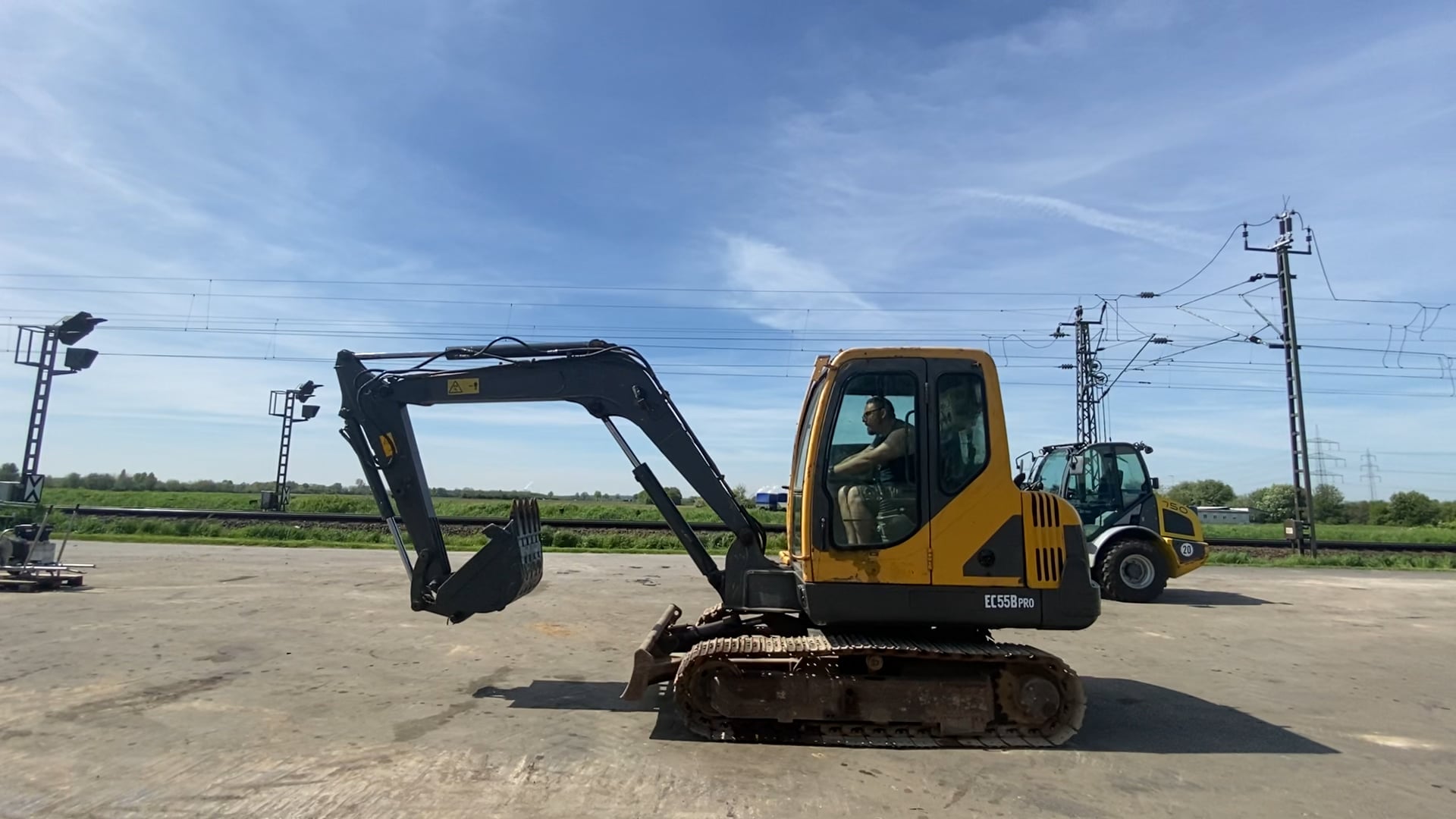 Volvo EC55B PRO - Dormagen May 23 on Vimeo