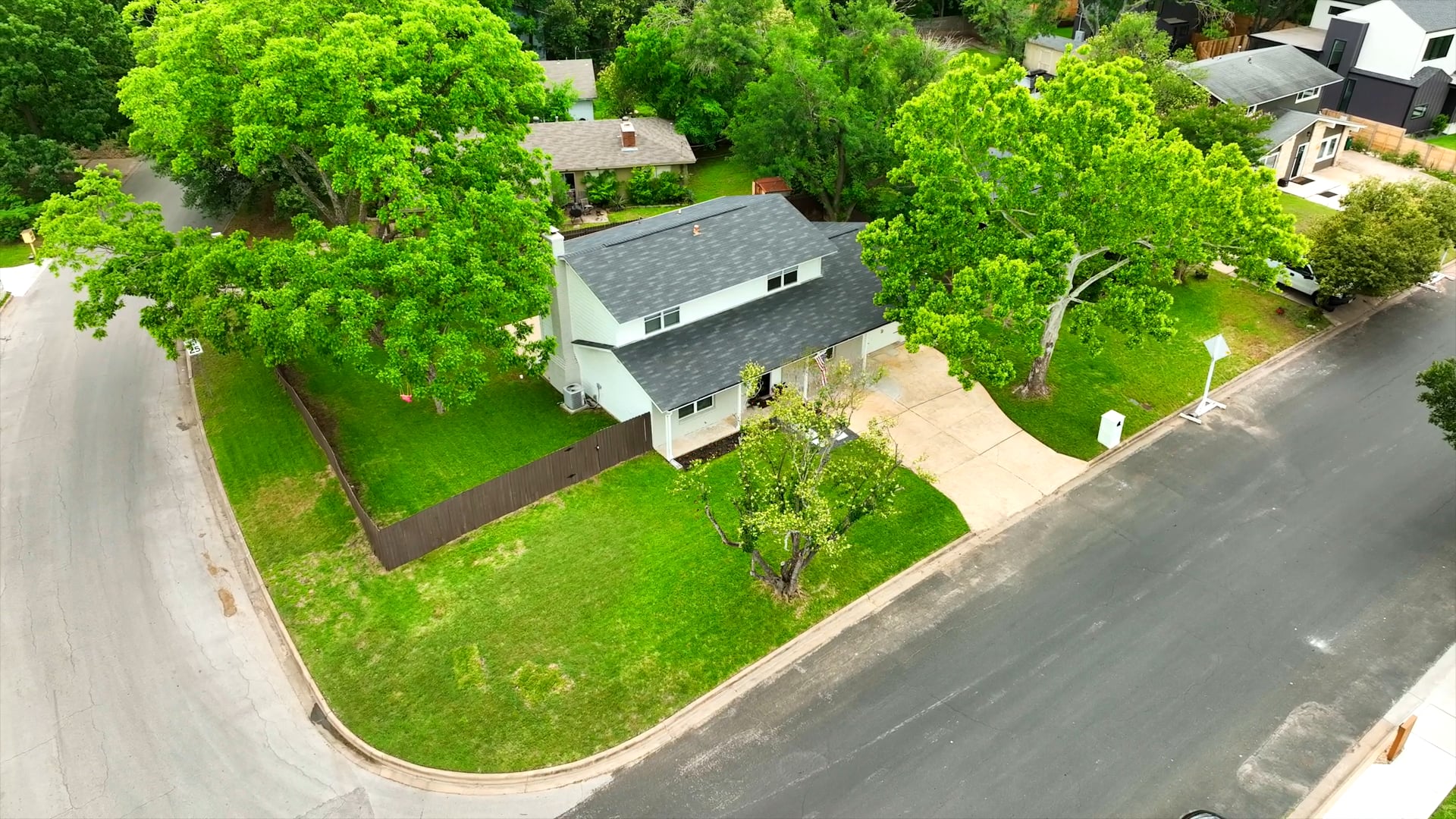 407 ramble Lane on Vimeo