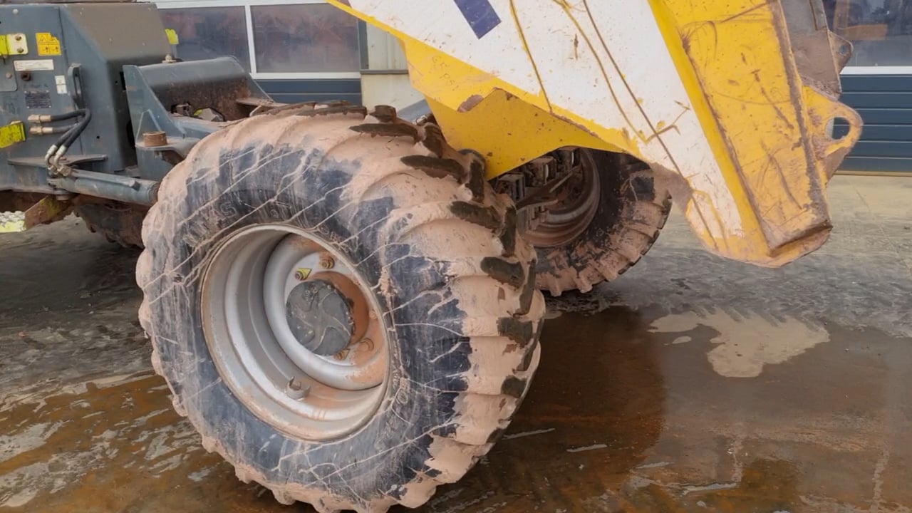 Wacker Neuson DW90 - Leeds June 23 on Vimeo