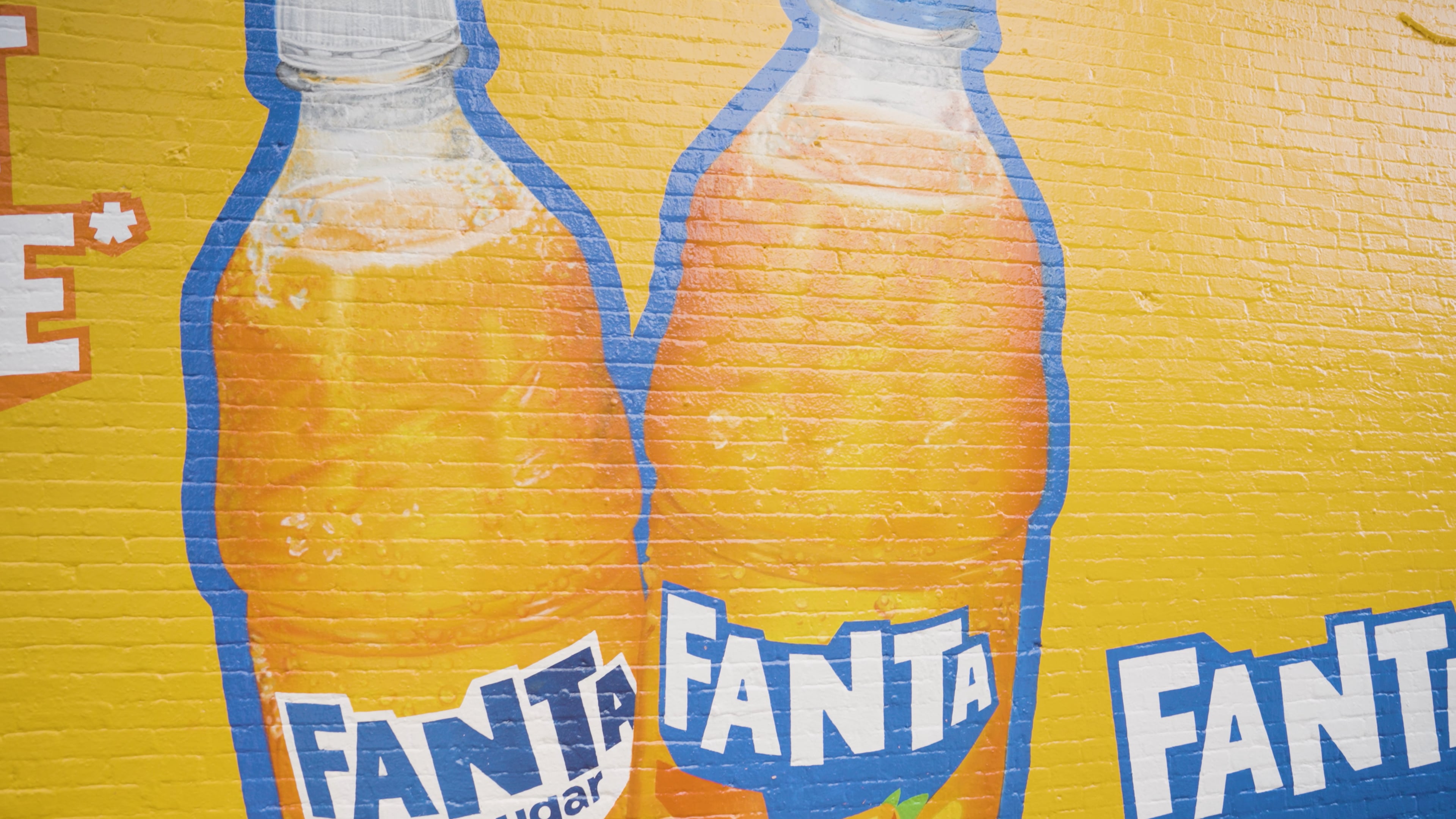 Fanta Hand Painted Scented Mural on Vimeo