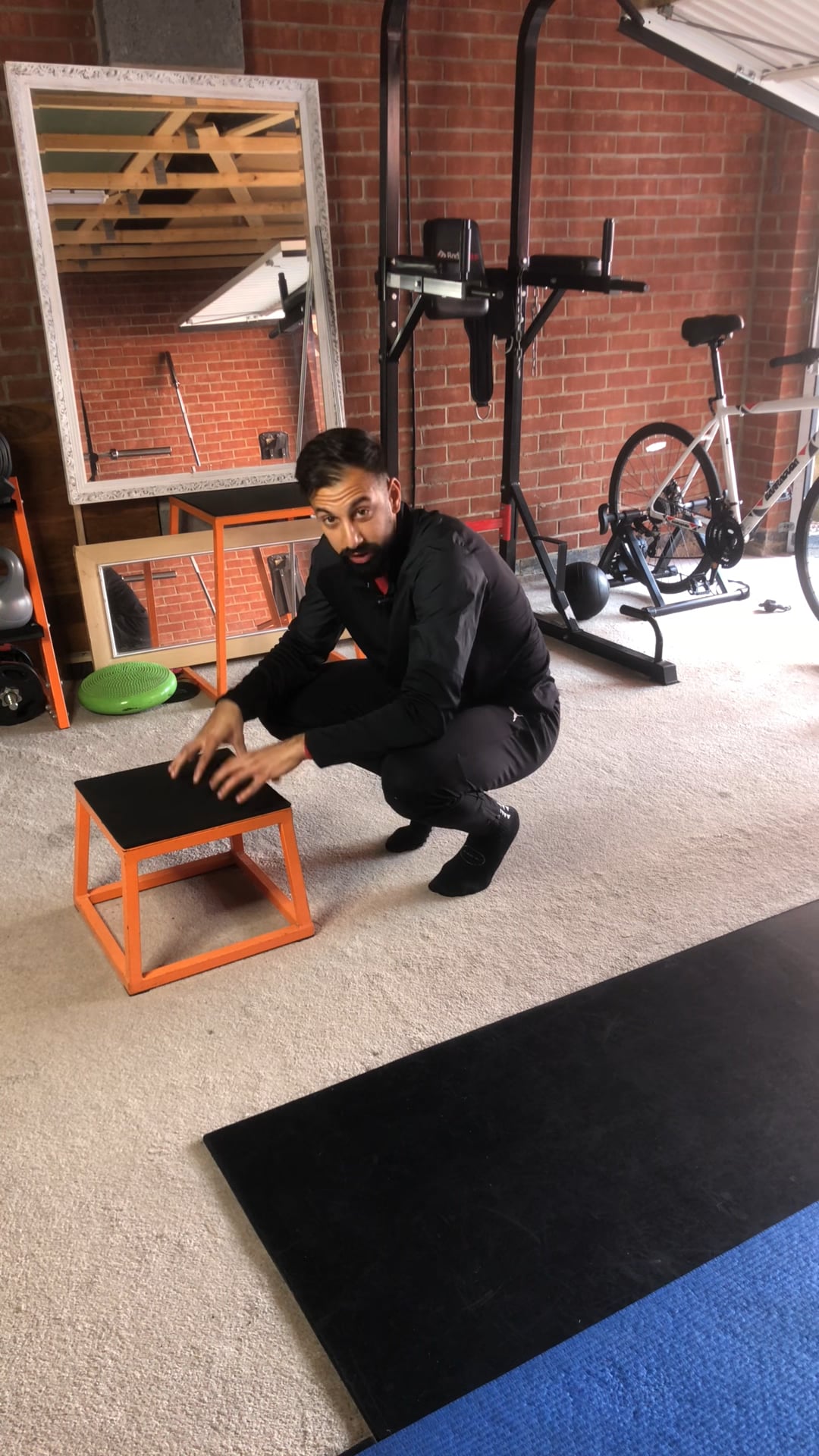 HAMSTRING BOX BRIDGE MARCH on Vimeo