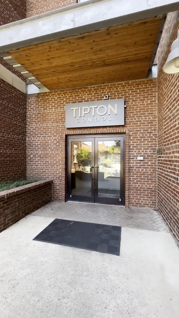 116 Tipton Street, Unit #200 ~ Johnson City, TN 37604 on Vimeo