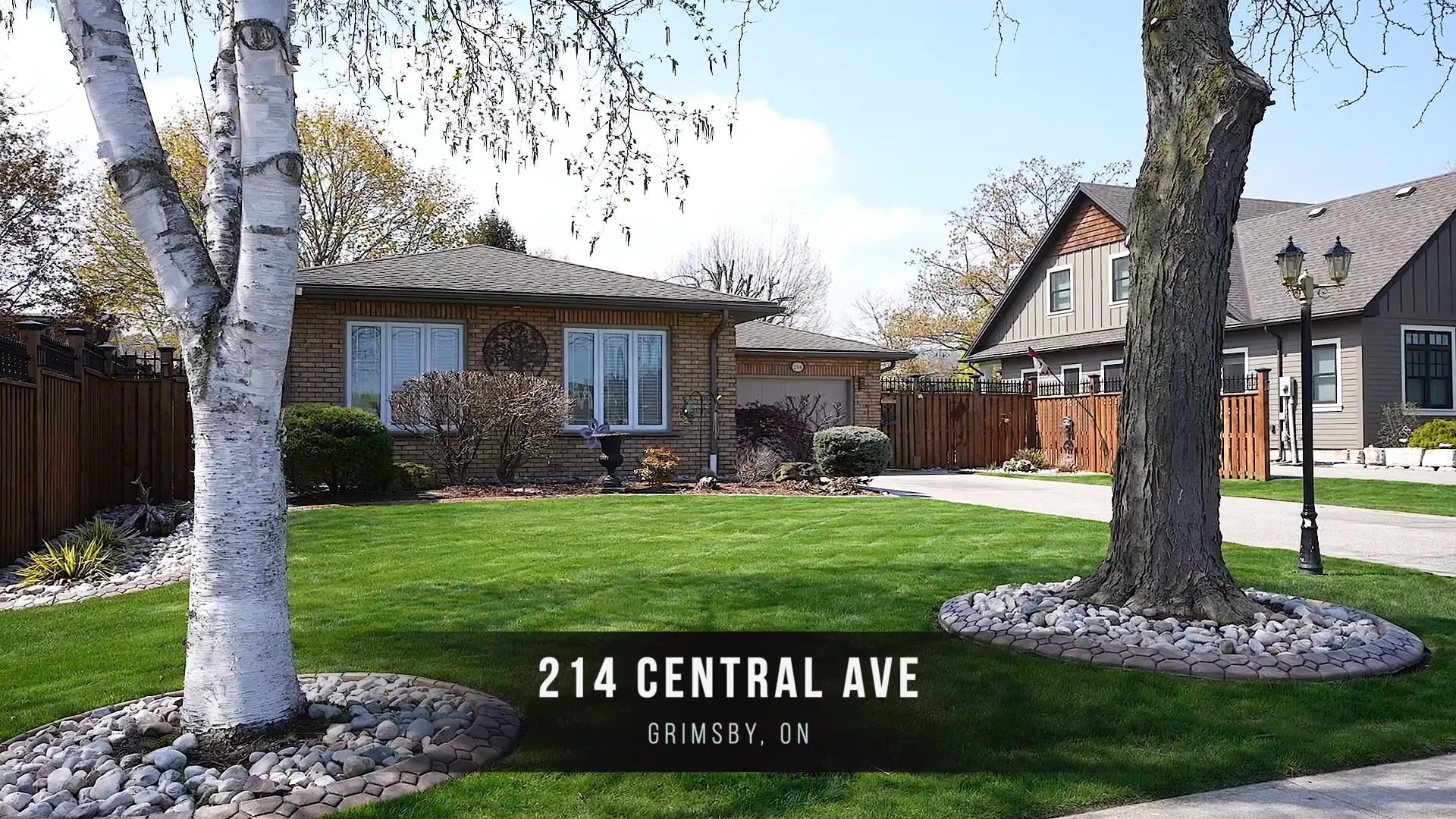 214 Central Ave - 214 Central Ave, Grimsby - Presented by Brandon Dyment on Vimeo