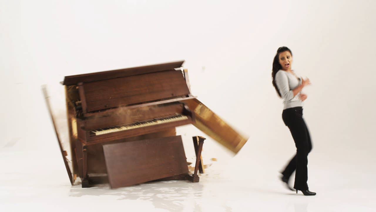 Falling Piano on Vimeo