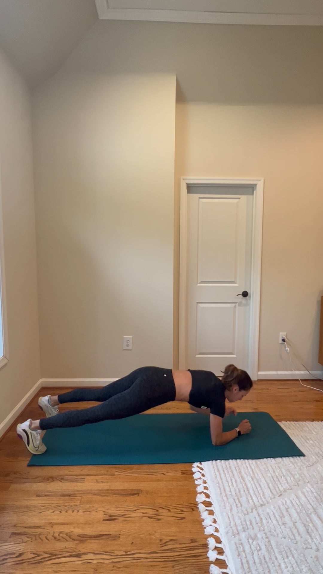 plank up down on Vimeo