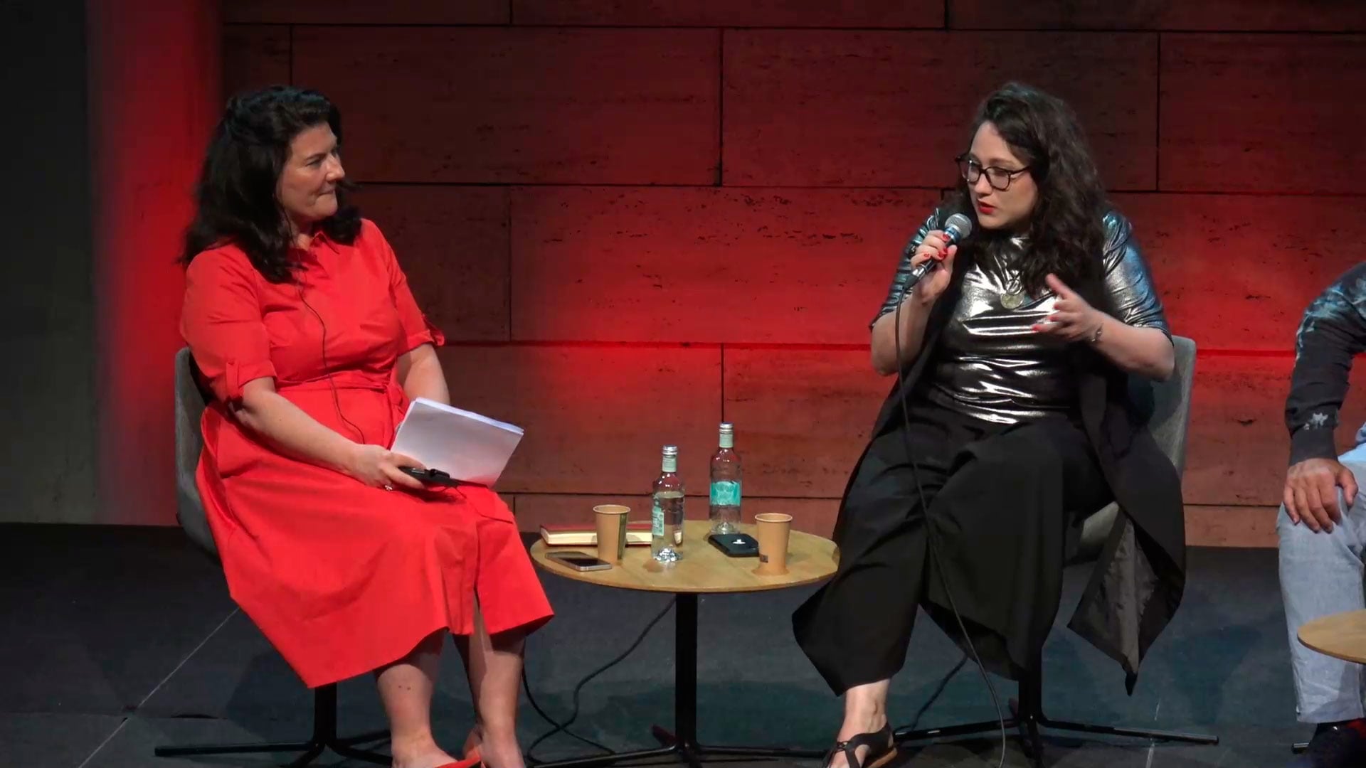 DEBATE / Laia Abril, Marcelo Brodsky, Alyce Mahon, Antonio Monegal and ...