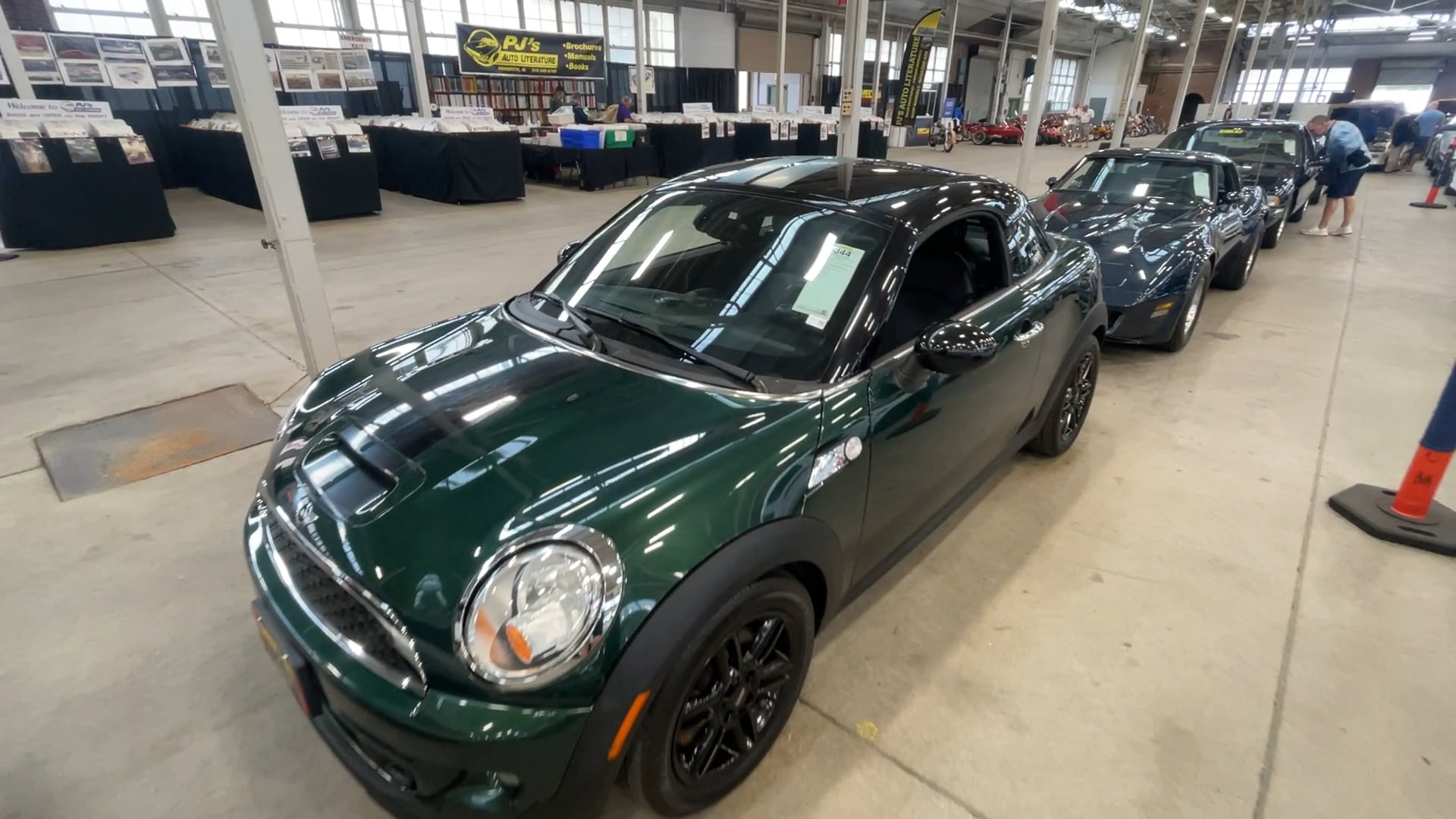 J44 - 2013 Mini Cooper S on Vimeo