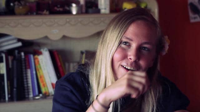 How To Take Off A Girl's Bra on Vimeo