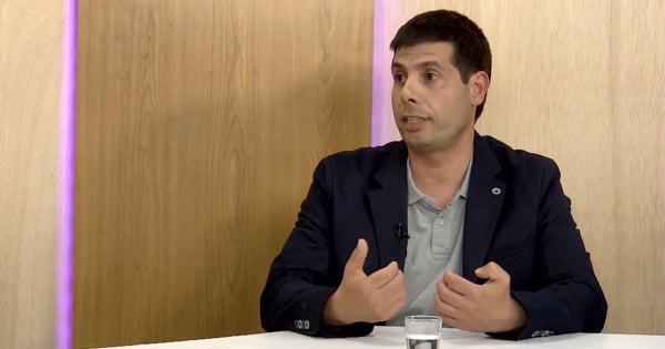 E23 - Entrevista a Albert Pons - Alcaldable En Comú l'Escala - Canal 10 ...