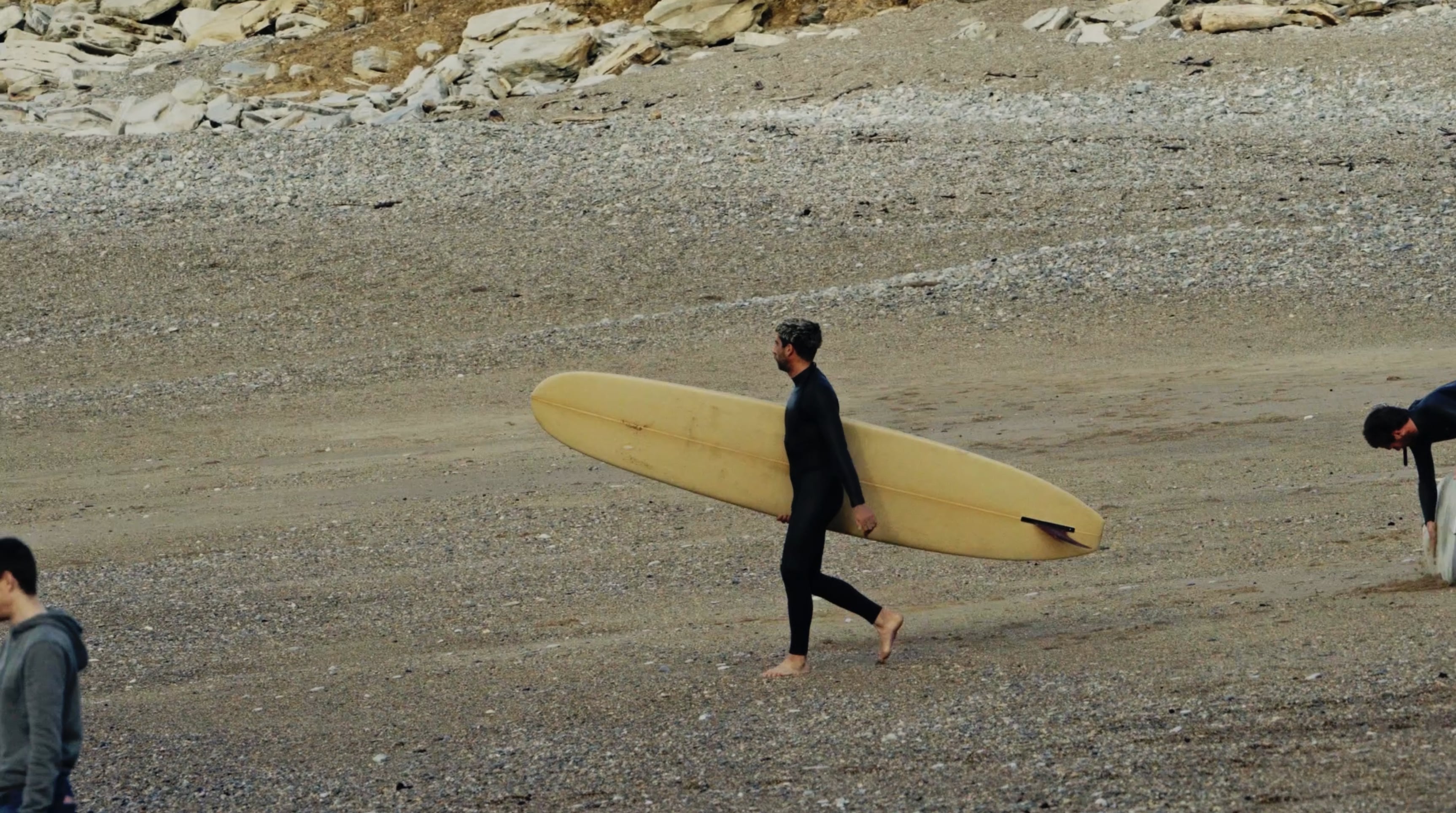Robin Falxa surfing Gato Herói Playboy in Biarritz, France on Vimeo