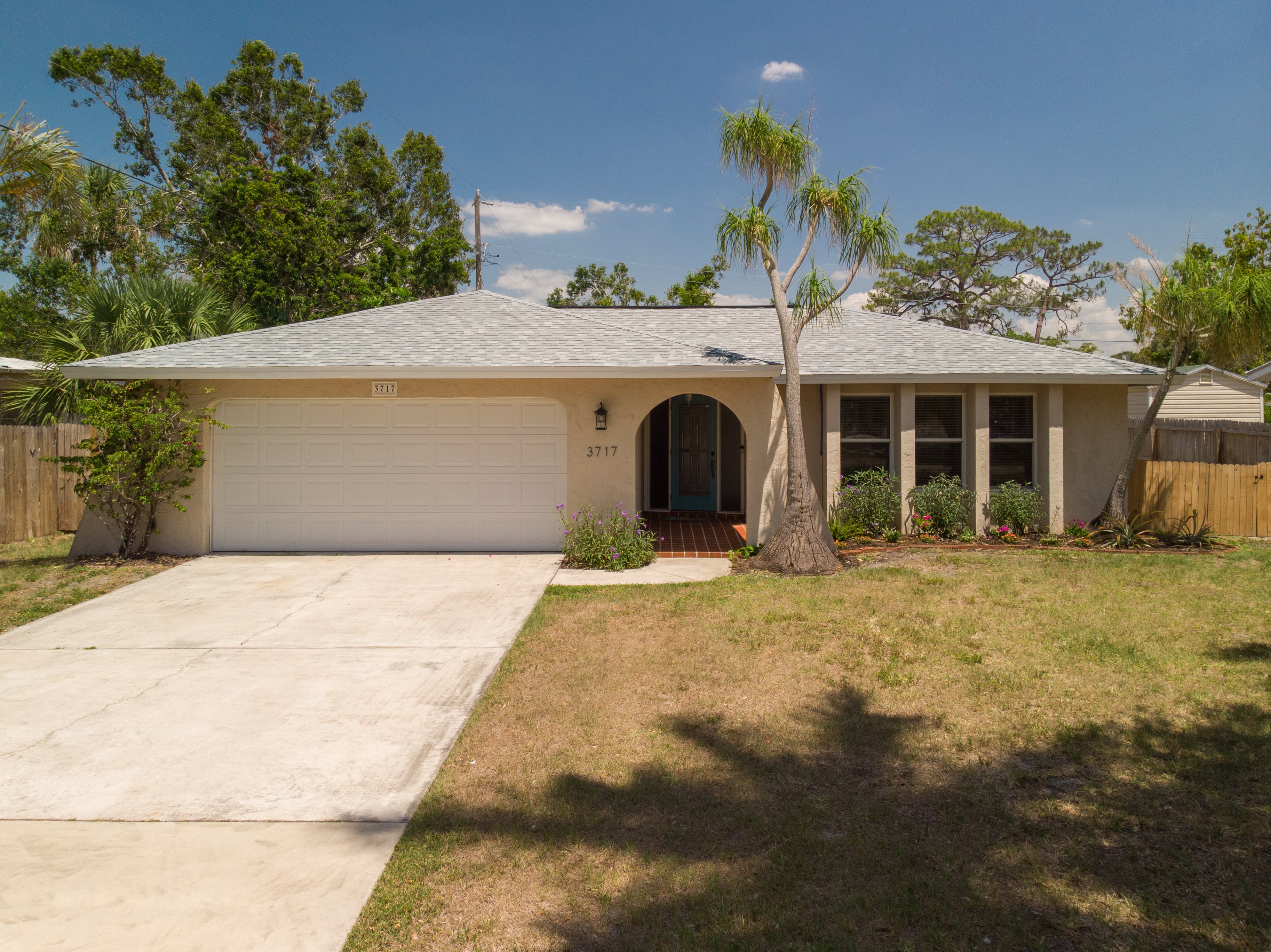 3717 Hanover St on Vimeo