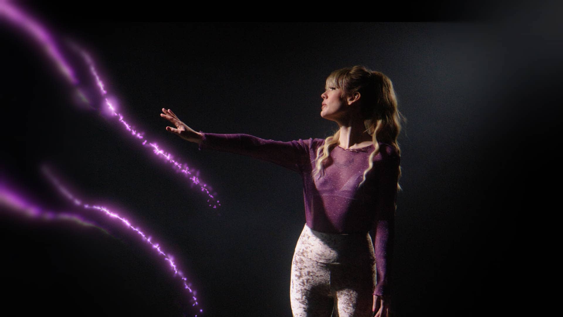 Jenni Potts - Storyteller [Music Video] on Vimeo