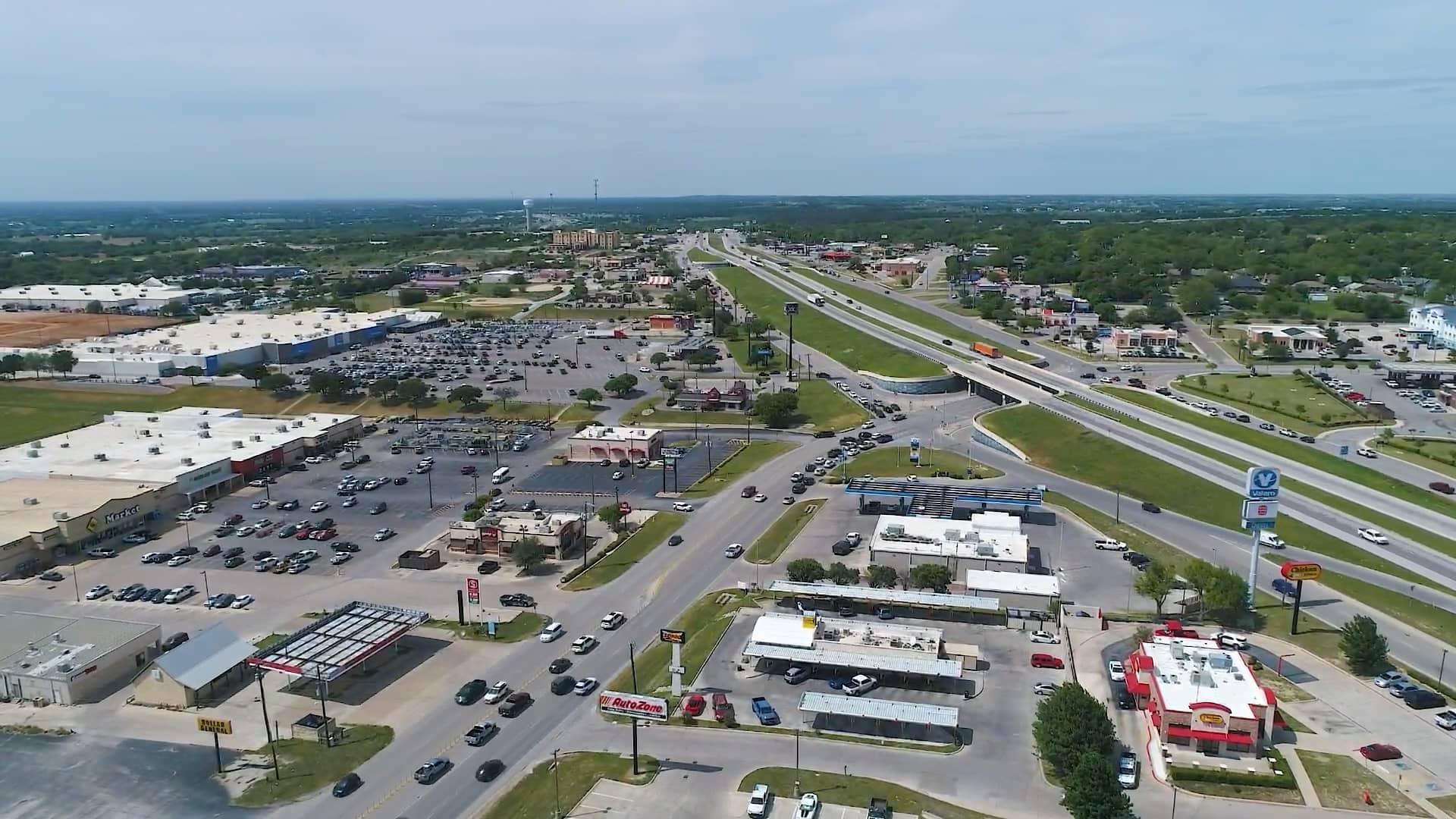 Plaza Point Shopping Center - Decatur, TX on Vimeo