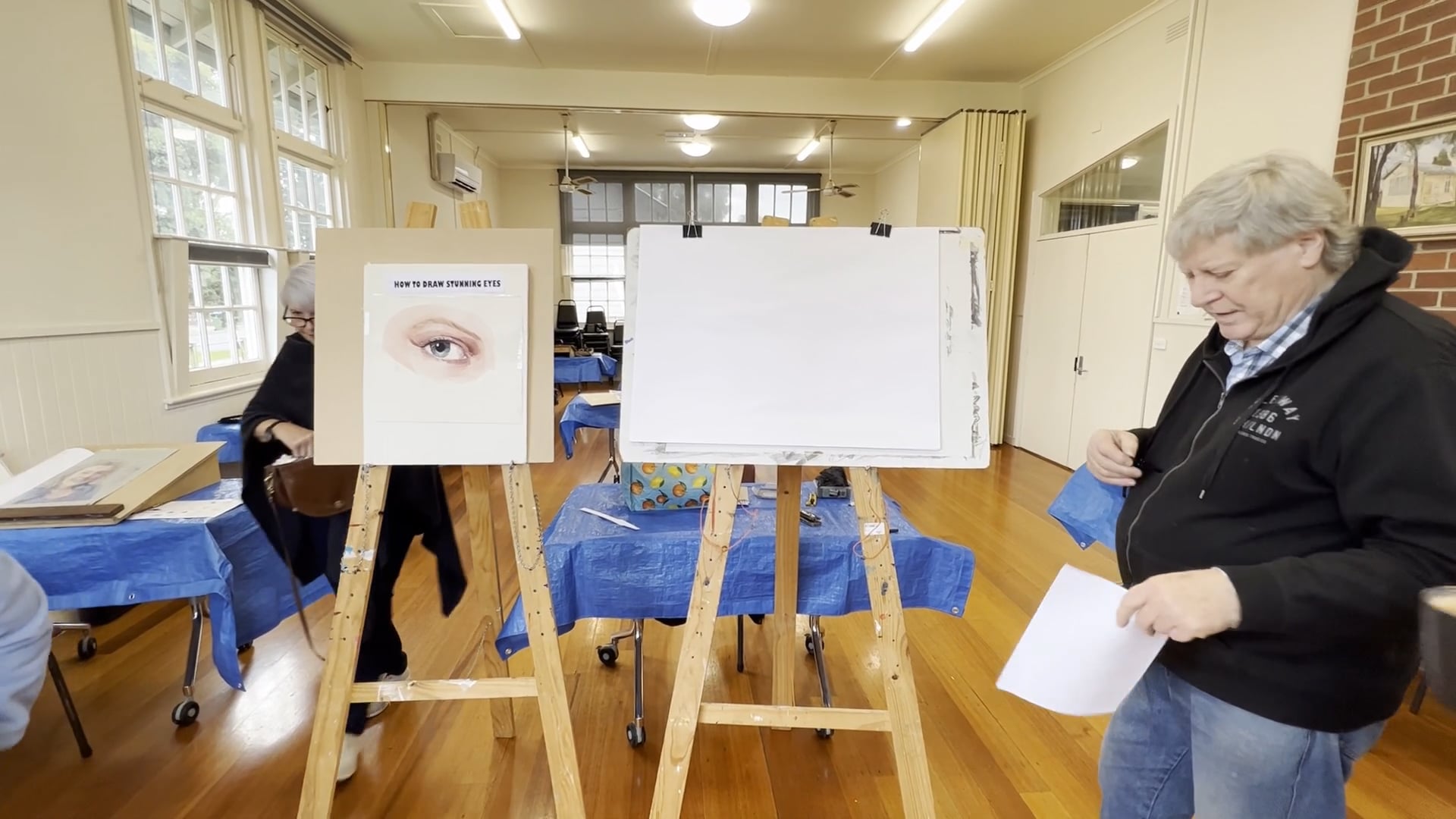 HOW TO DRAW STUNNING EYES on Vimeo