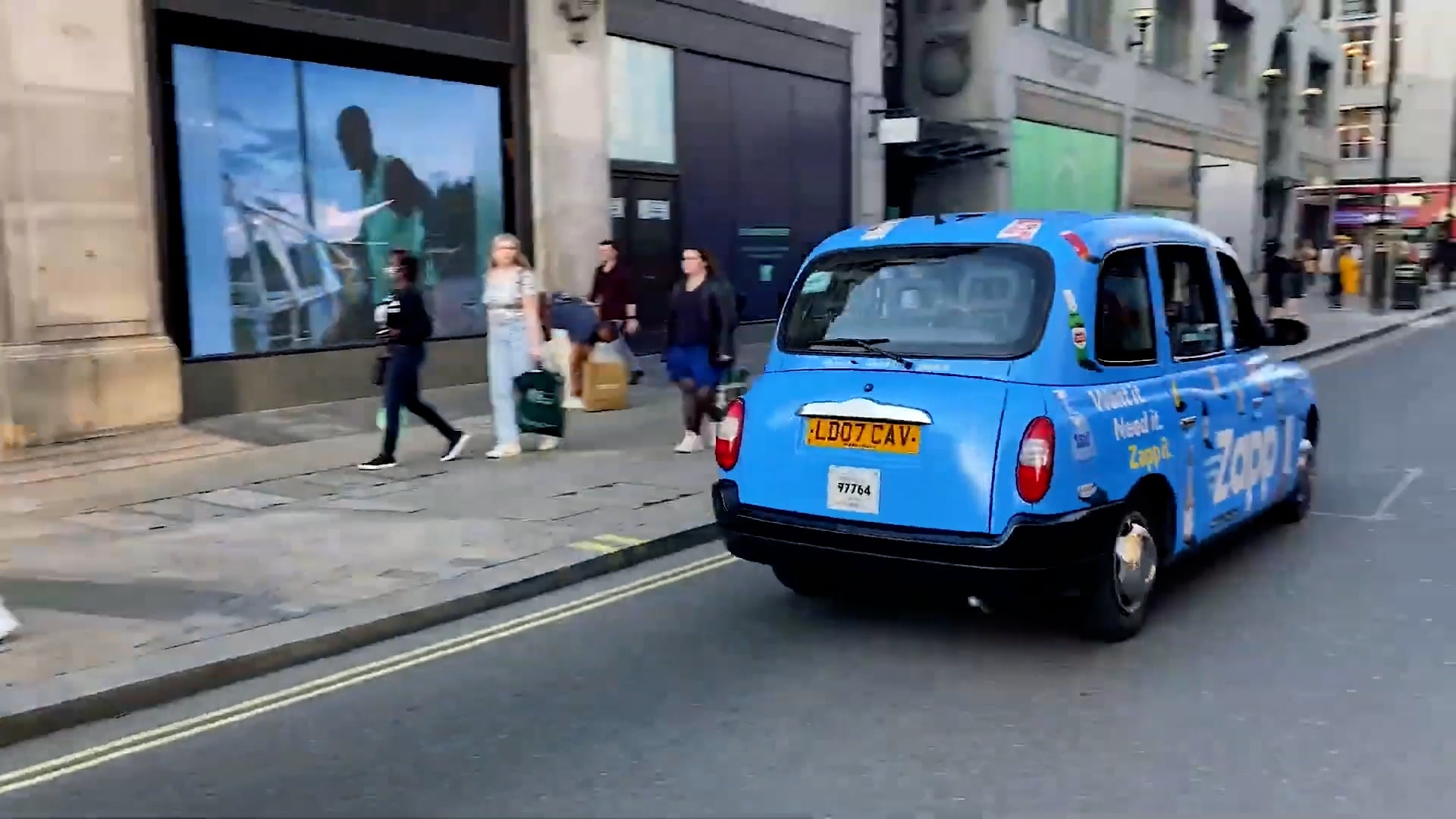 Taxi Advertising on Vimeo