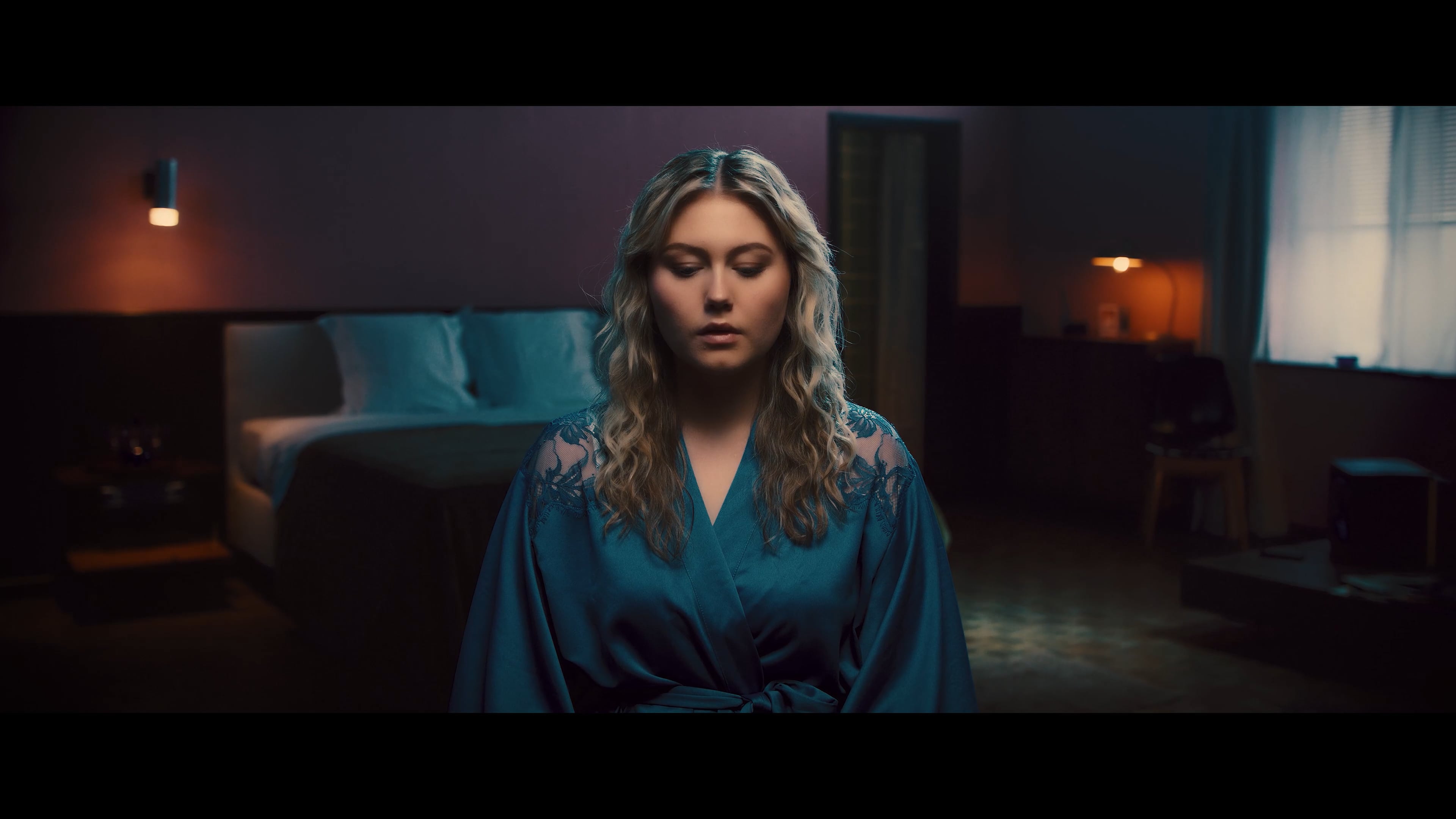 Regi feat. Maxine I Horen, zien en zwijgen (OFFICIAL VIDEO) on Vimeo