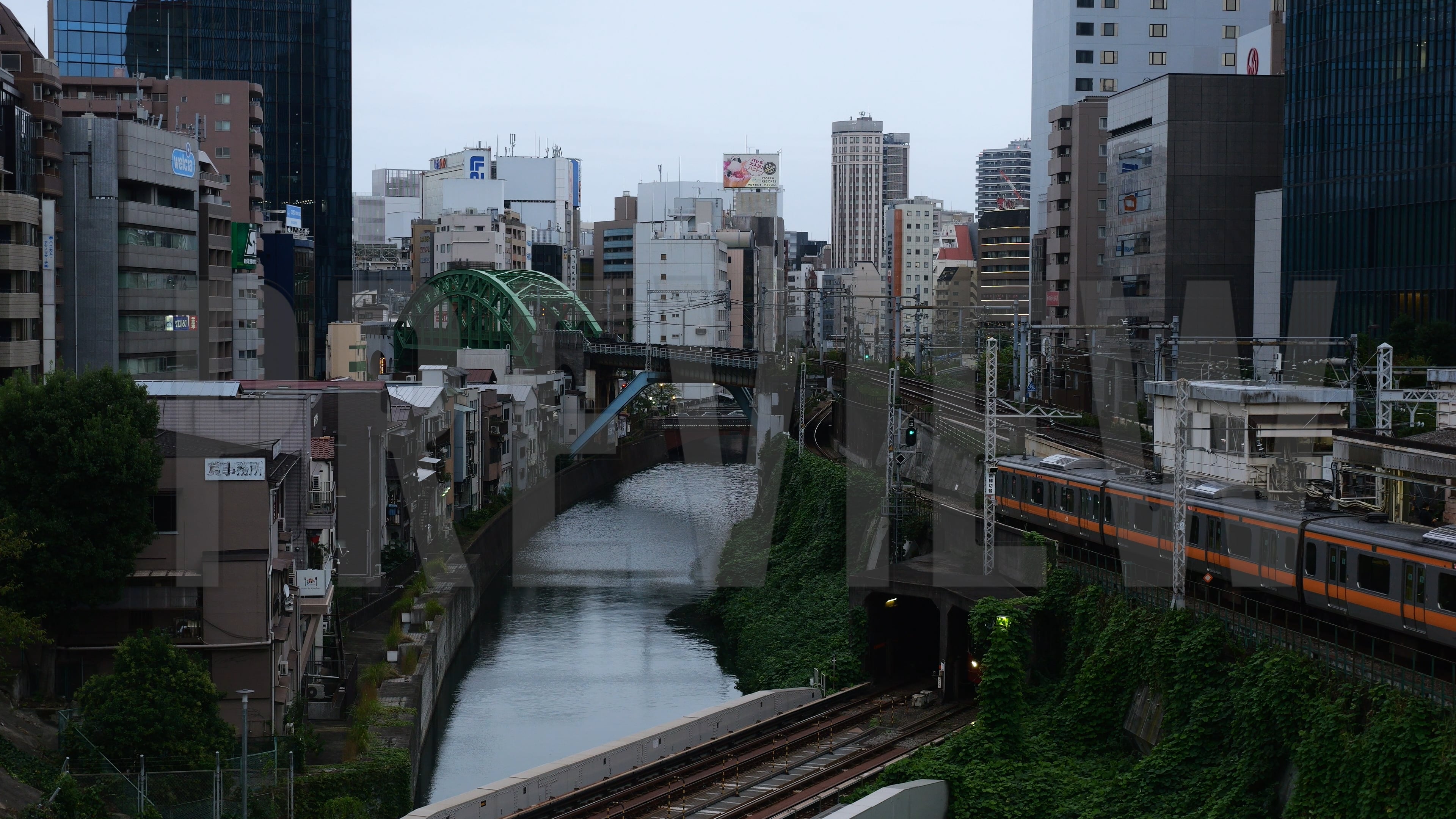 Intersecting_hijiri-bashi Bridge_tokyo_jp_ed_sac_00923 on Vimeo