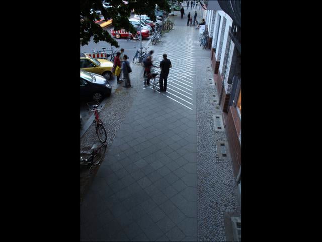 Daniel Wenk, Luxusklebung Neukölln on Vimeo