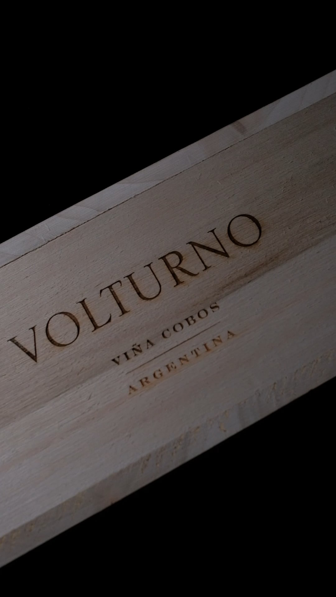 GRAND CRU UNBOXING VOLTURNO on Vimeo