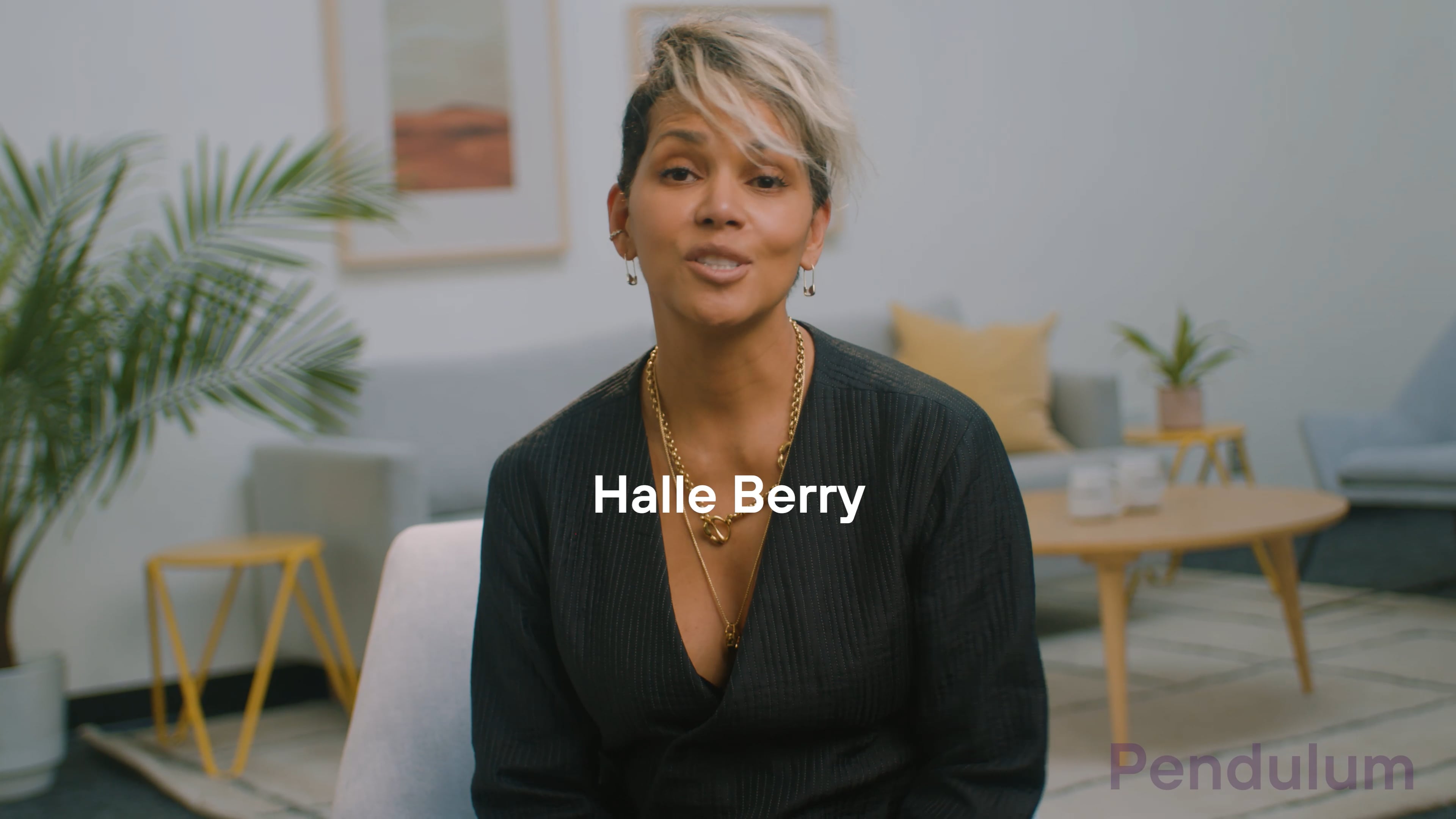 Halle Berry & Pendulum (16x9) on Vimeo